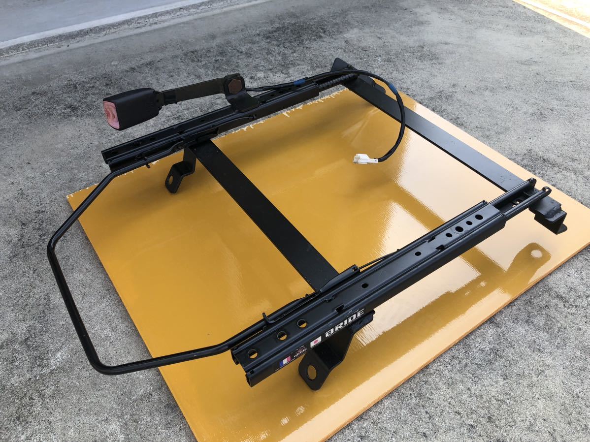 【やや傷や汚れあり】レガシィ Bp5 Bl5 Bride ブリッド シートレール 助手席の落札情報詳細 ヤフオク落札価格検索 オークフリー
