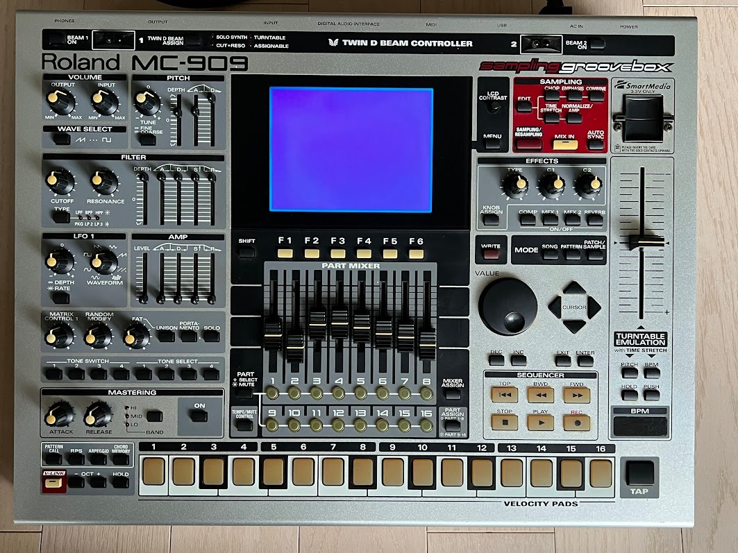 【やや傷や汚れあり】 ジャンク 名機 Roland MC-909 グルーブボックス ローランド Sampling Groovebox の落札 ...
