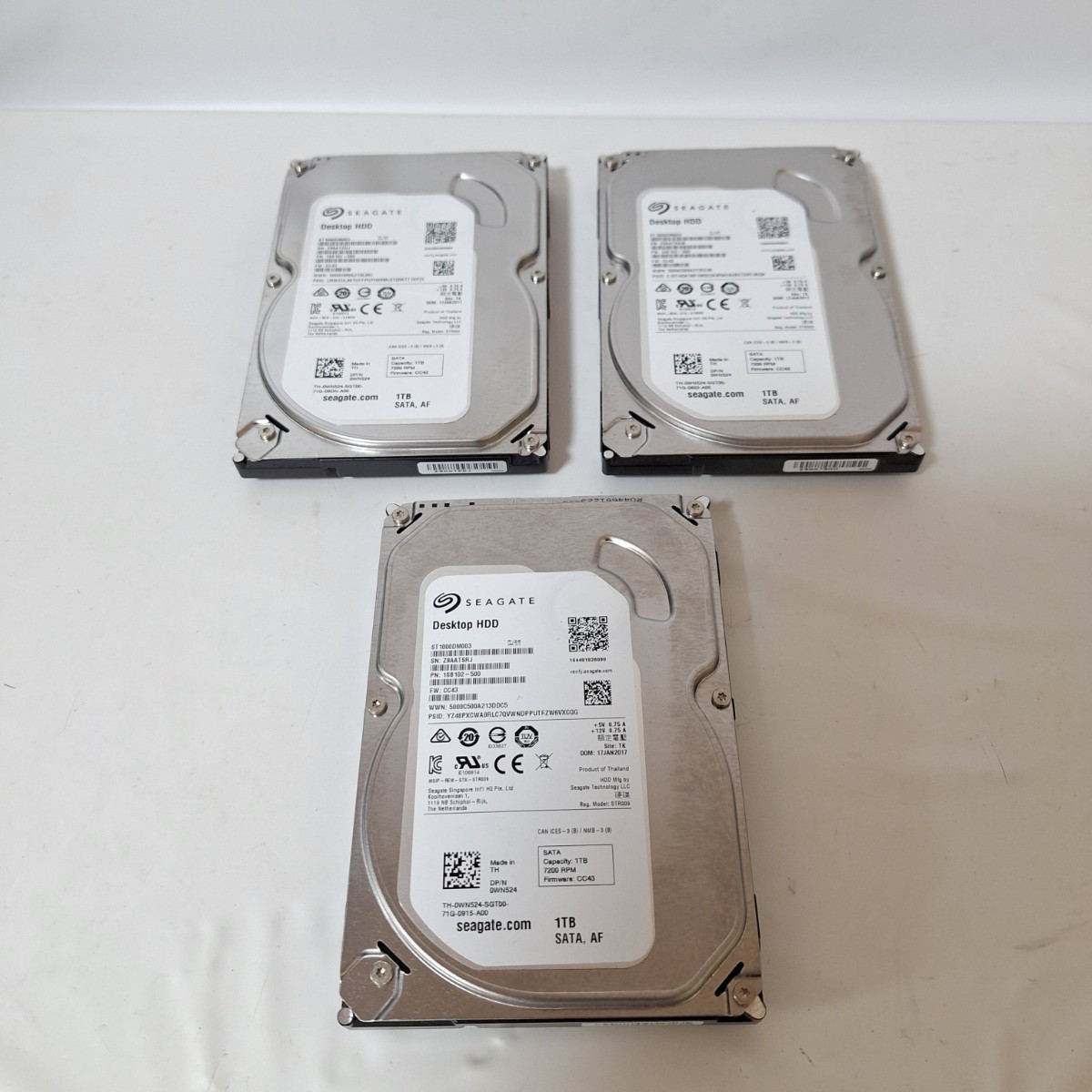 【目立った傷や汚れなし】3.5インチ Seagate SATA HDD 1.0TB×3台 CrystalDiskInfo正常動作確認済の落札 ...