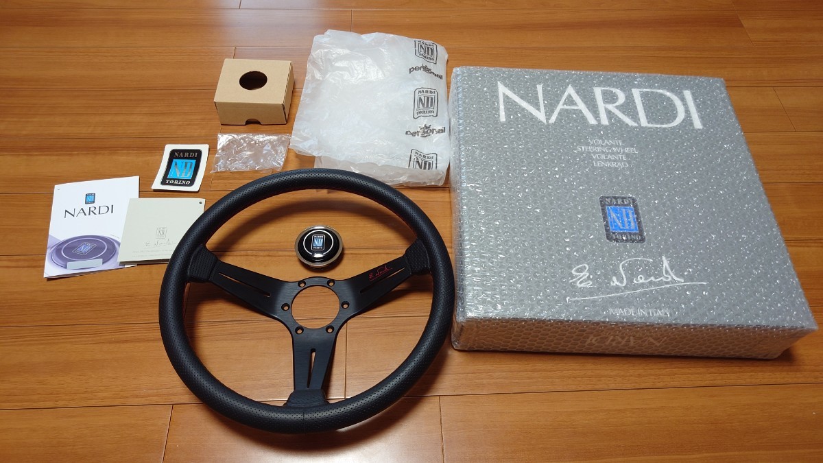 【目立った傷や汚れなし】2023年限定 NARDI ナルディ N921 SPORTラリー 34パイ レッドロゴ 340mm 美品 ステッカー ...