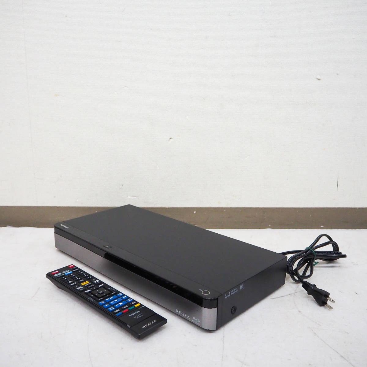 【やや傷や汚れあり】2022年製 TOSHIBA 東芝 REGZA レグザ ブルーレイレコーダー DBR-M3010 タイムシフトマシン ...
