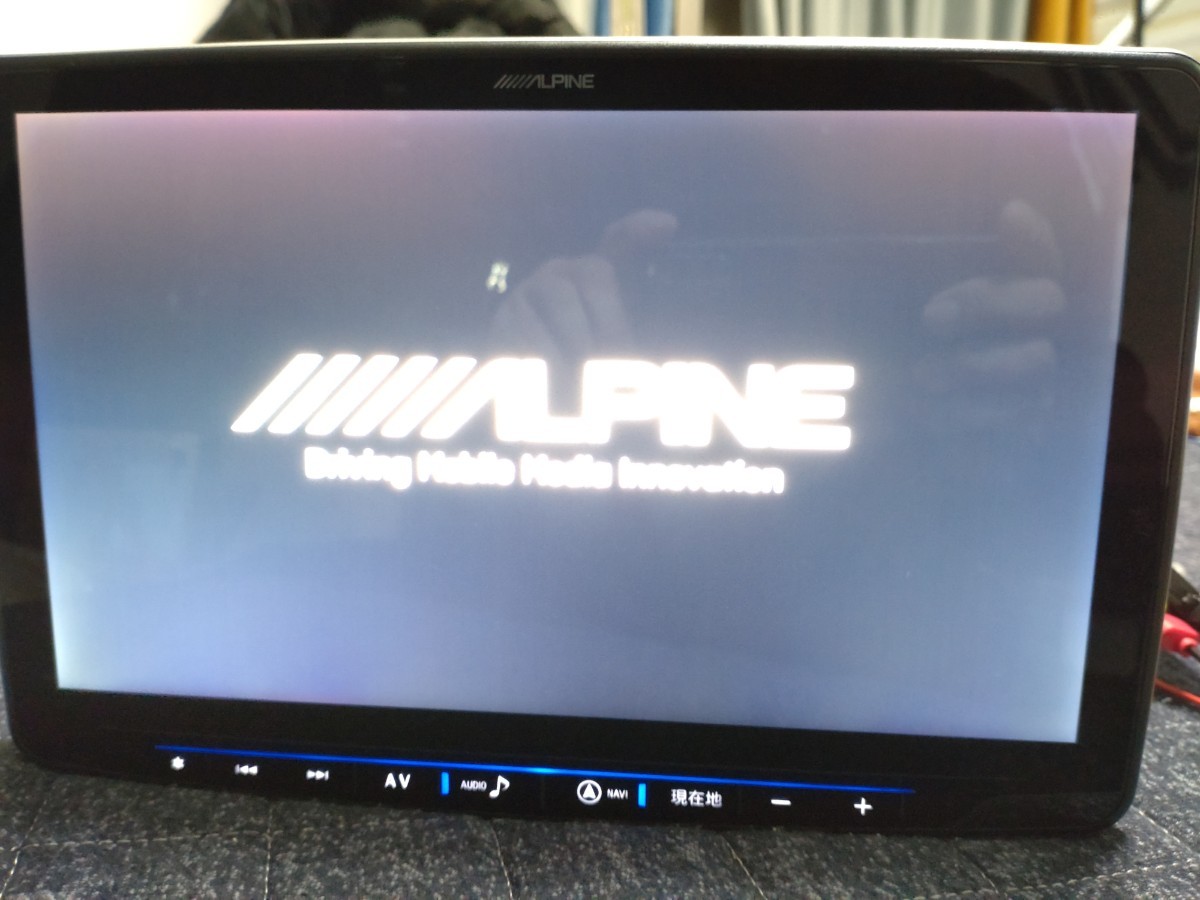 【未使用に近い】アルパイン alpine フローティング XF11Z ナビ ナビ ナビゲーション 地デジ DVD CD SD ...
