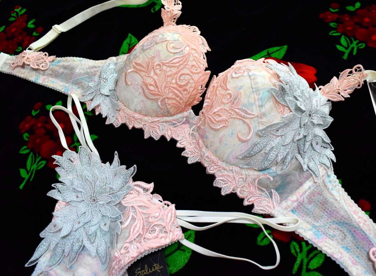 【未使用】新品・タグ付き☆ワコール☆サルート☆62G・アールデコ☆IV☆D75＆ソングMの落札情報詳細 - Yahoo!オークション落札価格検索 オークフリー