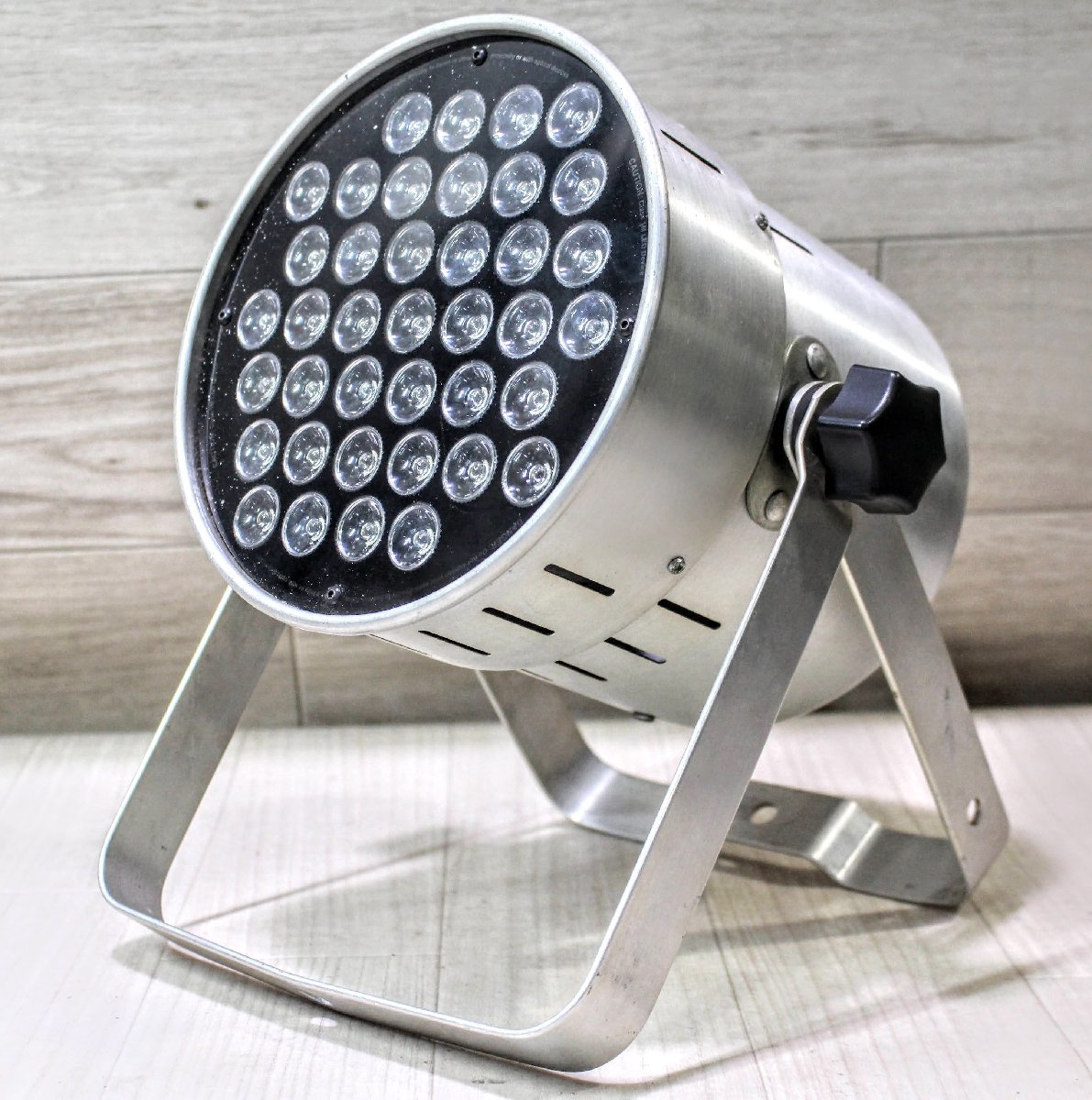 【やや傷や汚れあり】☆動作品☆Multiform Technologies LUMIPAR-39/1 DMXライト 電源コード付属 舞台照明 ステージライト X8M1310の落札情報詳細 ...