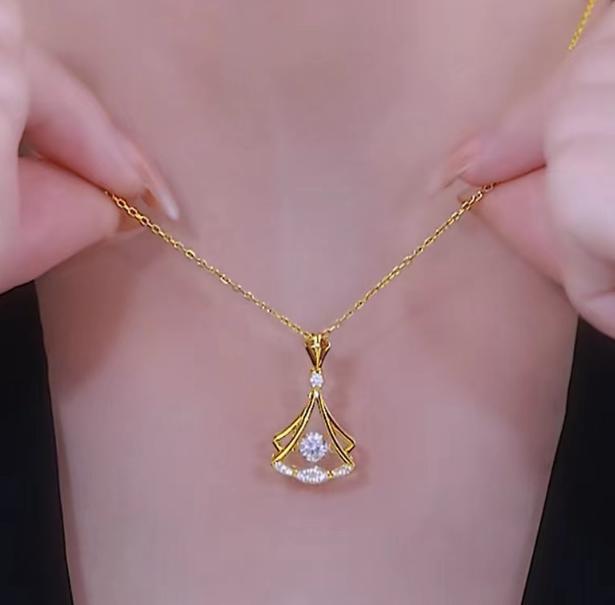 【未使用】おうぎ形ネックレス モダン 洗練されたデザイン ダイヤモンドcz 鎖骨 18KGP 18金 エレガント 78の落札情報詳細 - ヤフオク落札価格検索 オークフリー