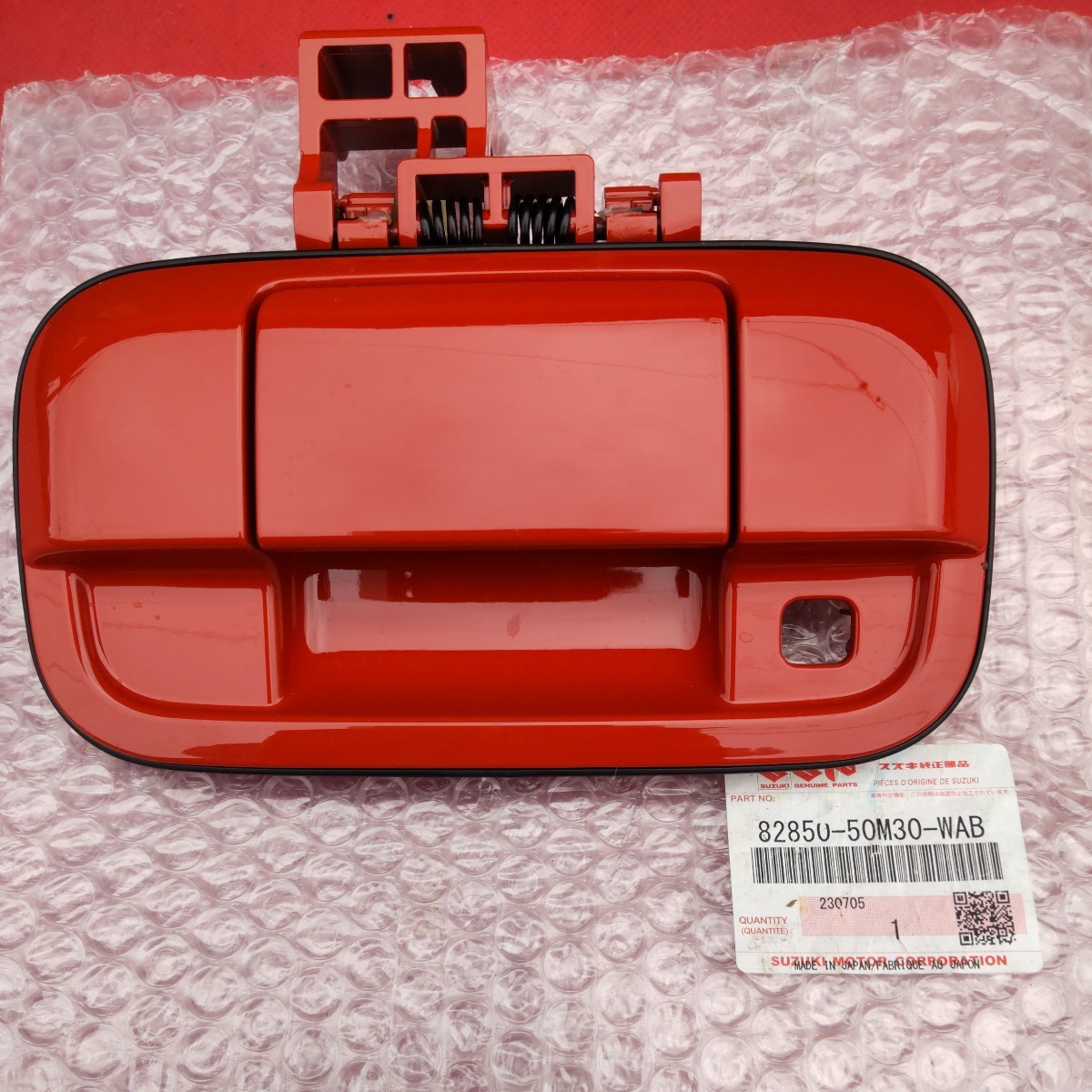 【未使用に近い】ハスラー スズキ 純正 バックドア アウターハンドル レッド リア アウトサイドハンドル 赤 82850-50M30-WAB ...