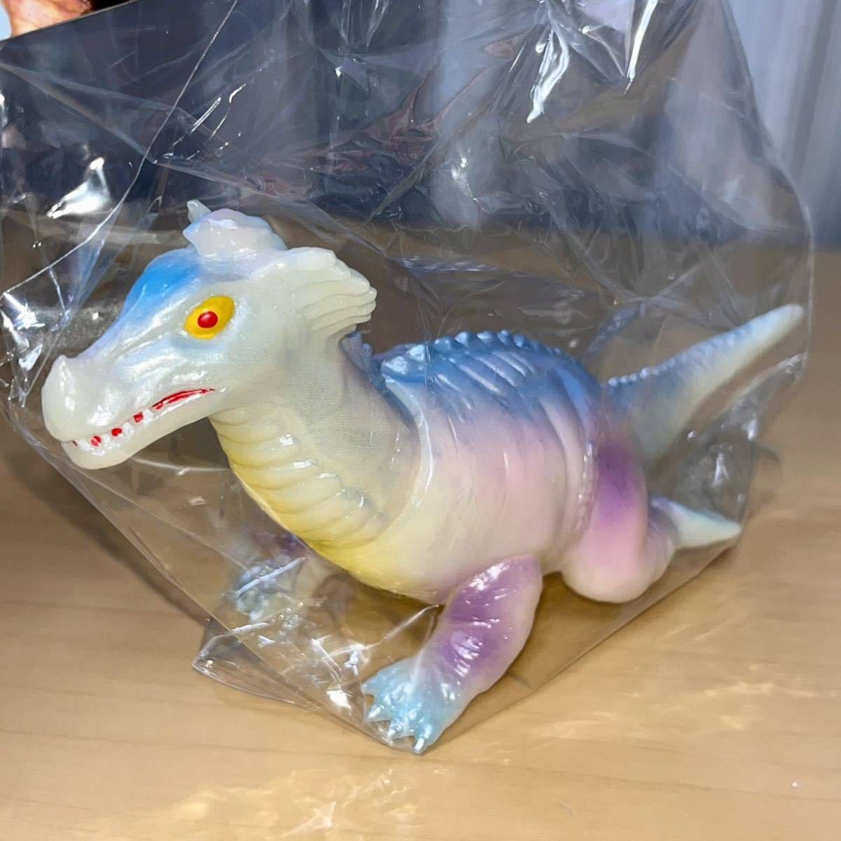 【未使用】ヤモマーク × BLObPUS ゲスラ 蓄光 GID ソフビ sofvi ウルトラマン ultraman yamomark ブロッパス ツブコンの落札情報詳細 - ヤフオク落札価格 ...