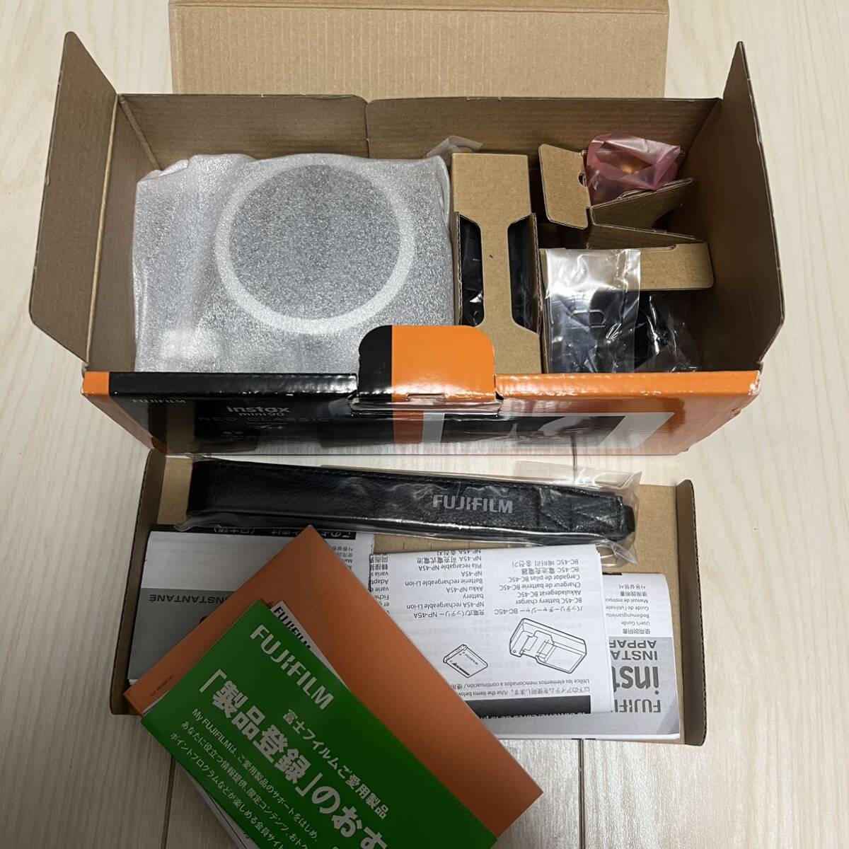 【目立った傷や汚れなし】FUJIFILM instax mini 90 ネオクラシック ブラック [インスタントカメラ チェキカメラ]の落札 ...