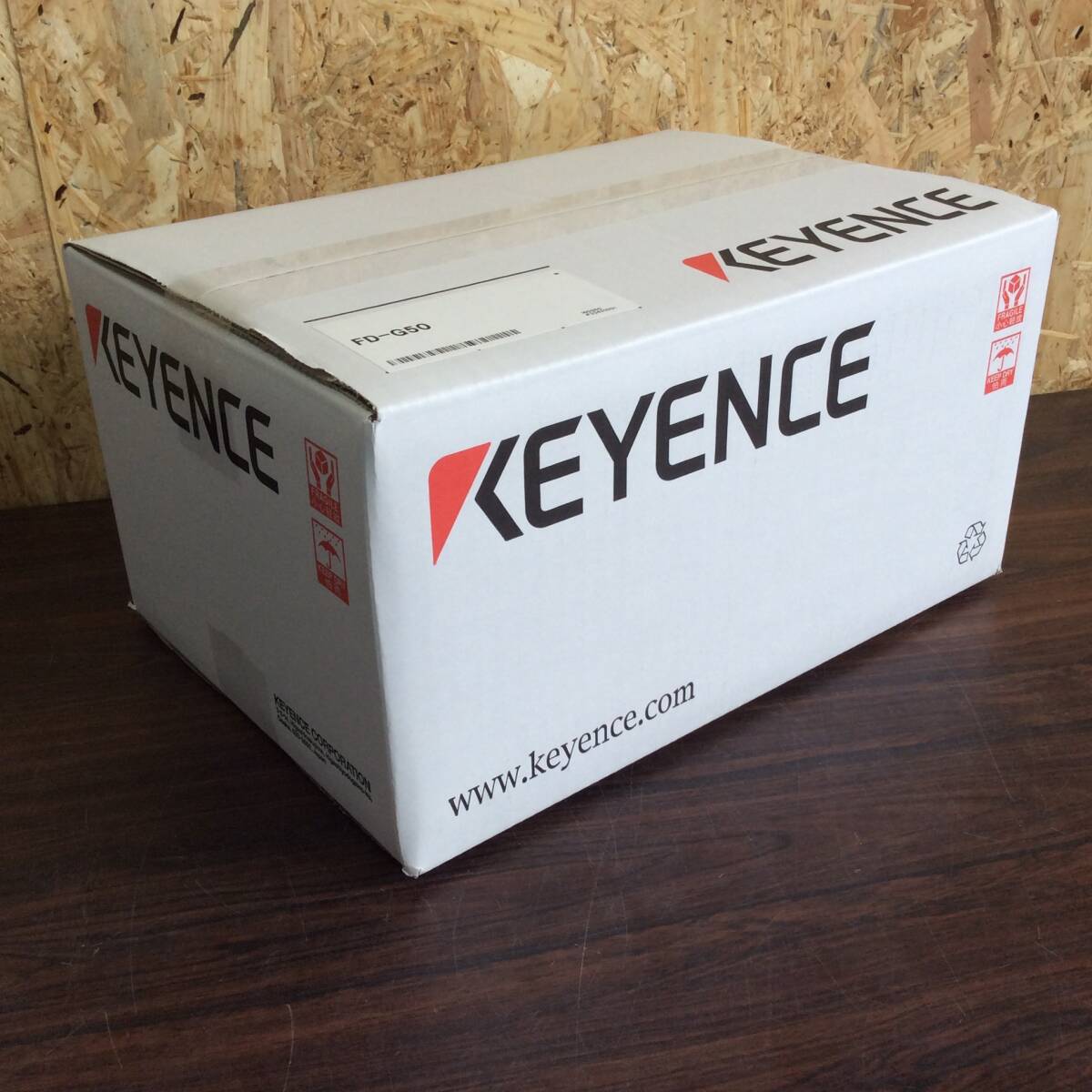 【未使用】【TH-3145】未使用 KEYENCE キーエンス クランプオン式 気体流量計 FD-G50 配管サイズ 32A/40A/50Aの ...