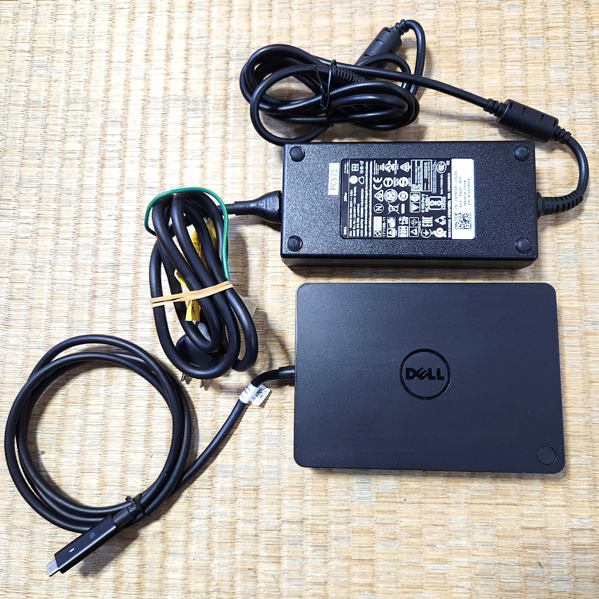 【目立った傷や汚れなし】【美品】 Dell Thunderbolt Dock WD15 4K ドッキングステーション K17A K17A001 ...