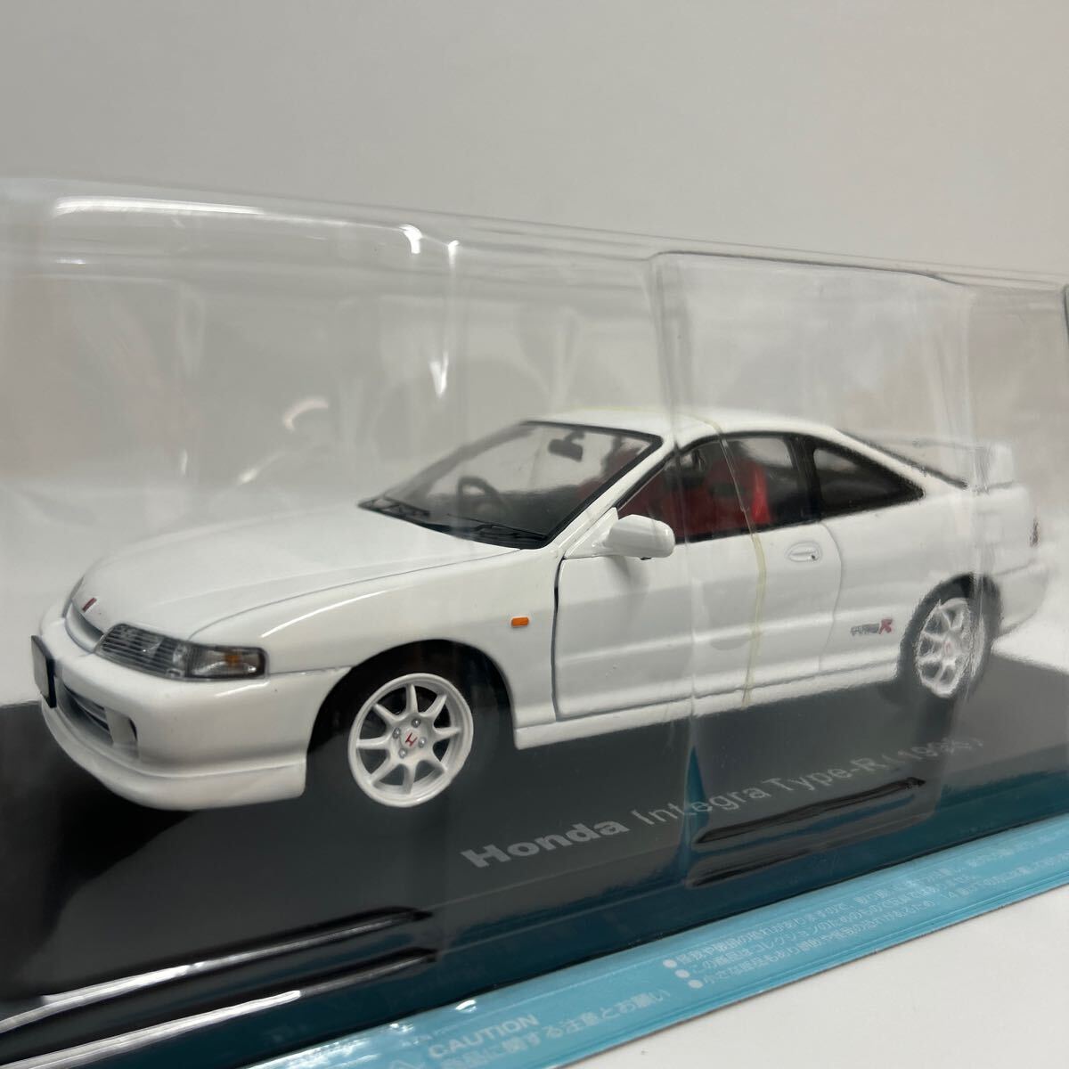 【やや傷や汚れあり】アシェット 国産名車コレクション 1/24 #105 HONDA INTEGRA Type R 1995 ホンダ インテグラ タイプR DC2 ホワイト ミニカー モデル ...