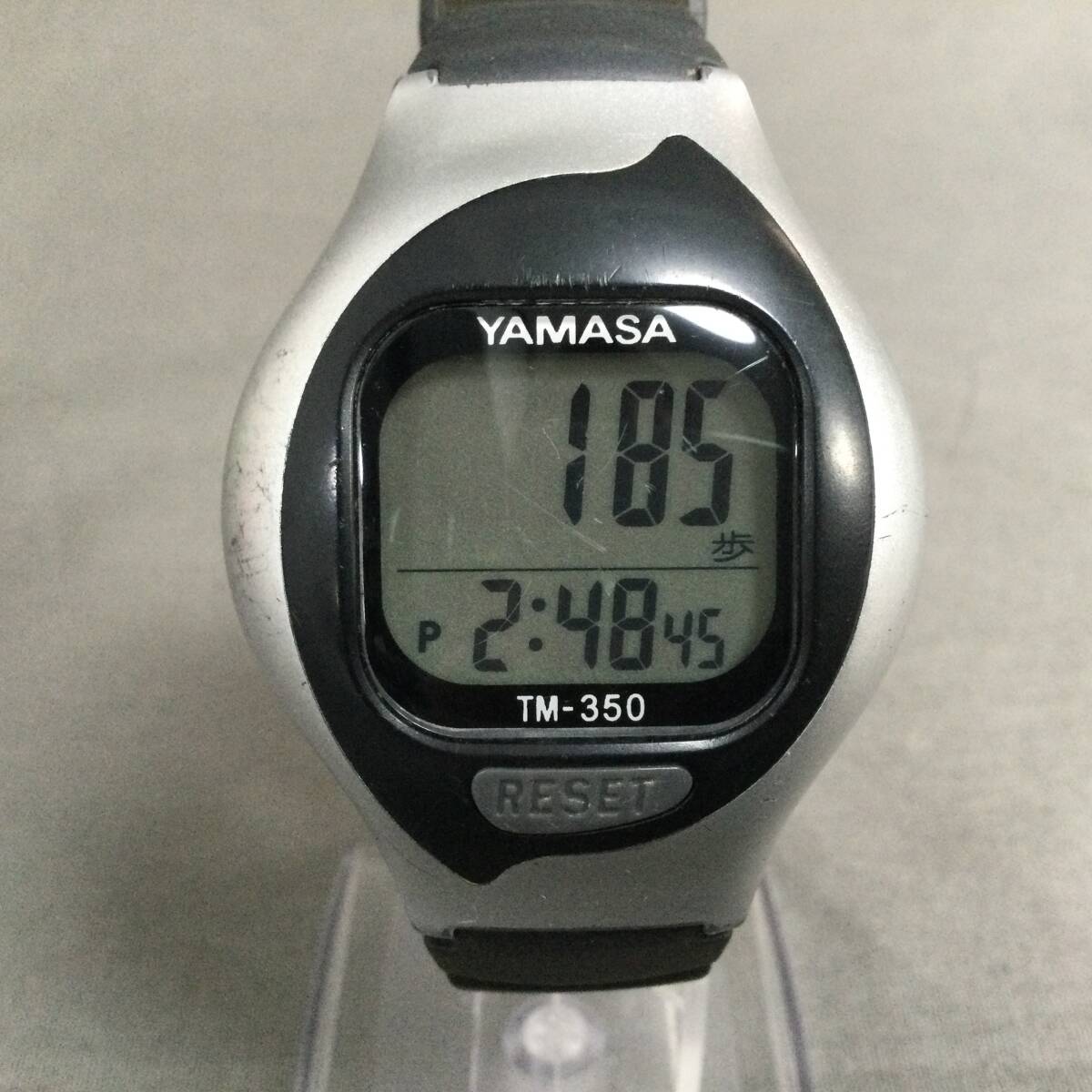 【傷や汚れあり】569/19 272557 YAMASA 山佐 TM-350 デジタル 稼働 ブラック×シルバー 万歩計 歩数計 時計計器 腕時計の落札情報詳細 - Yahoo!オークション ...