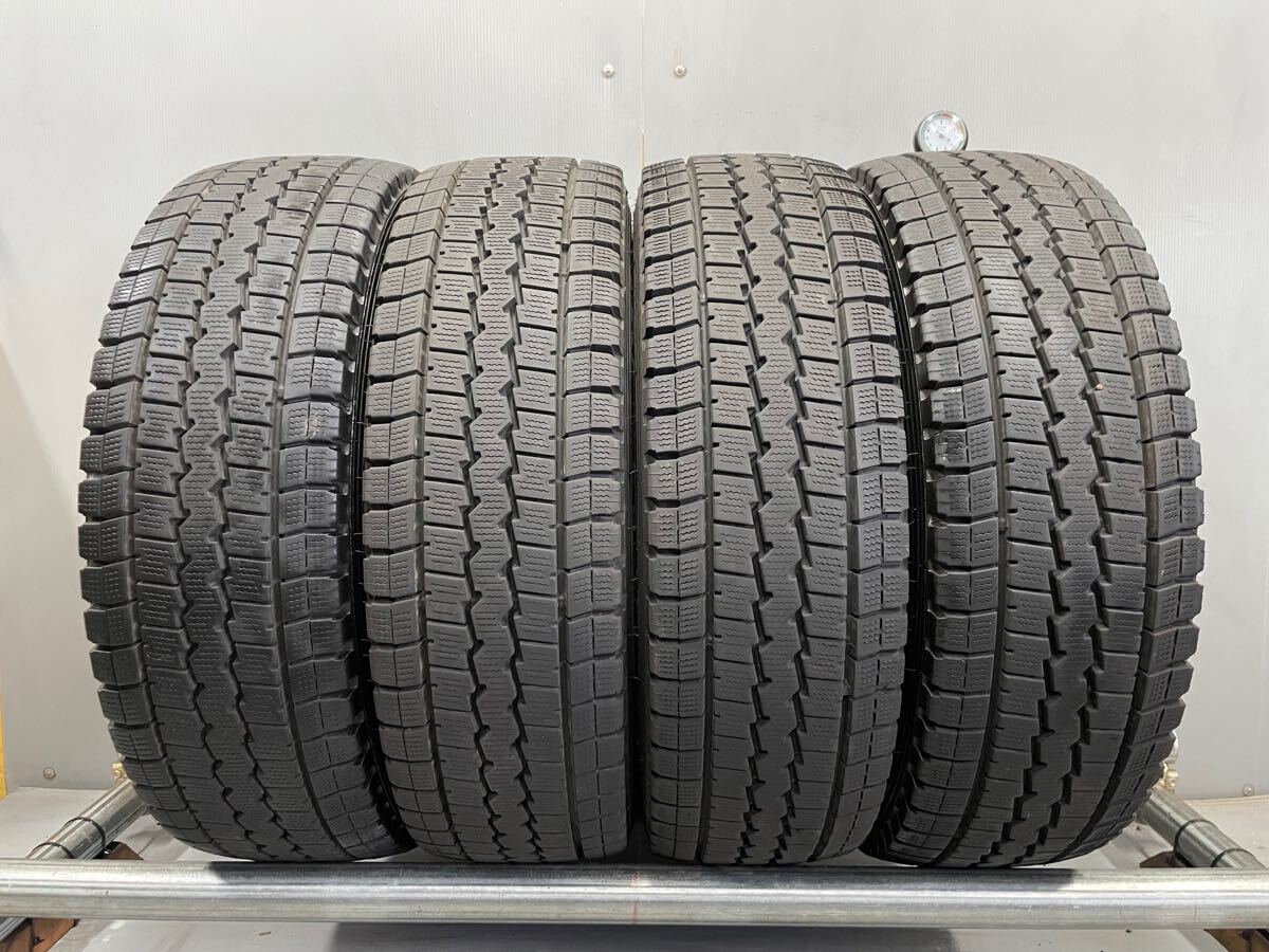 【やや傷や汚れあり】205/70R16(111/109L)[商品番号7908] ダンロップ WINTER MAXX LT03 2022年製 4本セット 205/70/16の落札情報詳細 ...