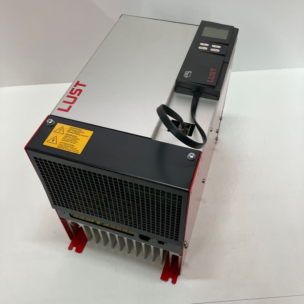 【傷や汚れあり】LUST VF1424L,HF,OP2,S56 可変周波数ドライブ 400/460V B-589の落札情報詳細 - Yahoo!オークション落札価格検索 オークフリー