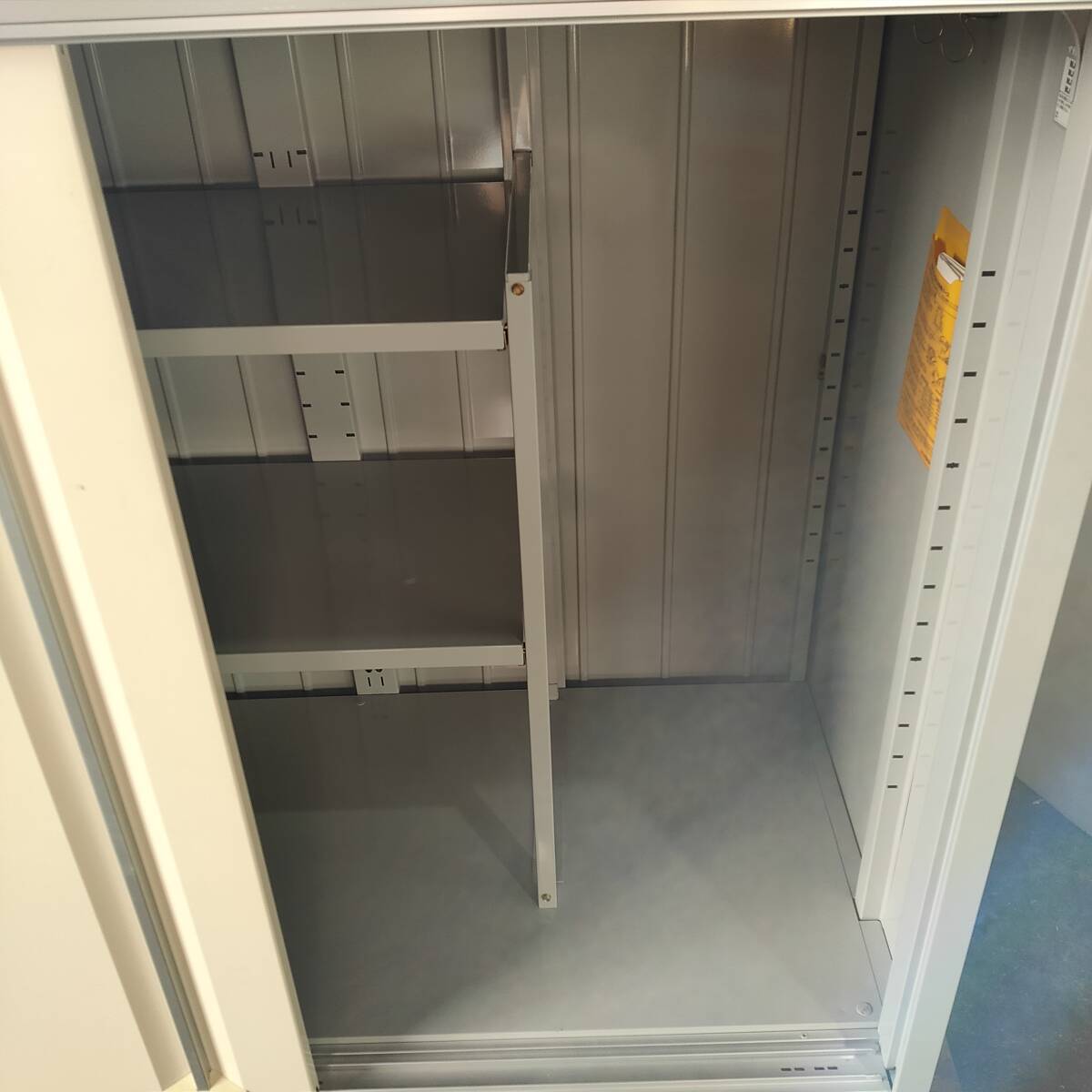 【傷や汚れあり】 引取限定(大阪府堺市) イナバ物置 シンプリー MJX-157C 全面棚タイプ 幅152×奥行75.5×高さ130.3cm 2015年製 収納庫 解体済み の落札情報詳細 ...