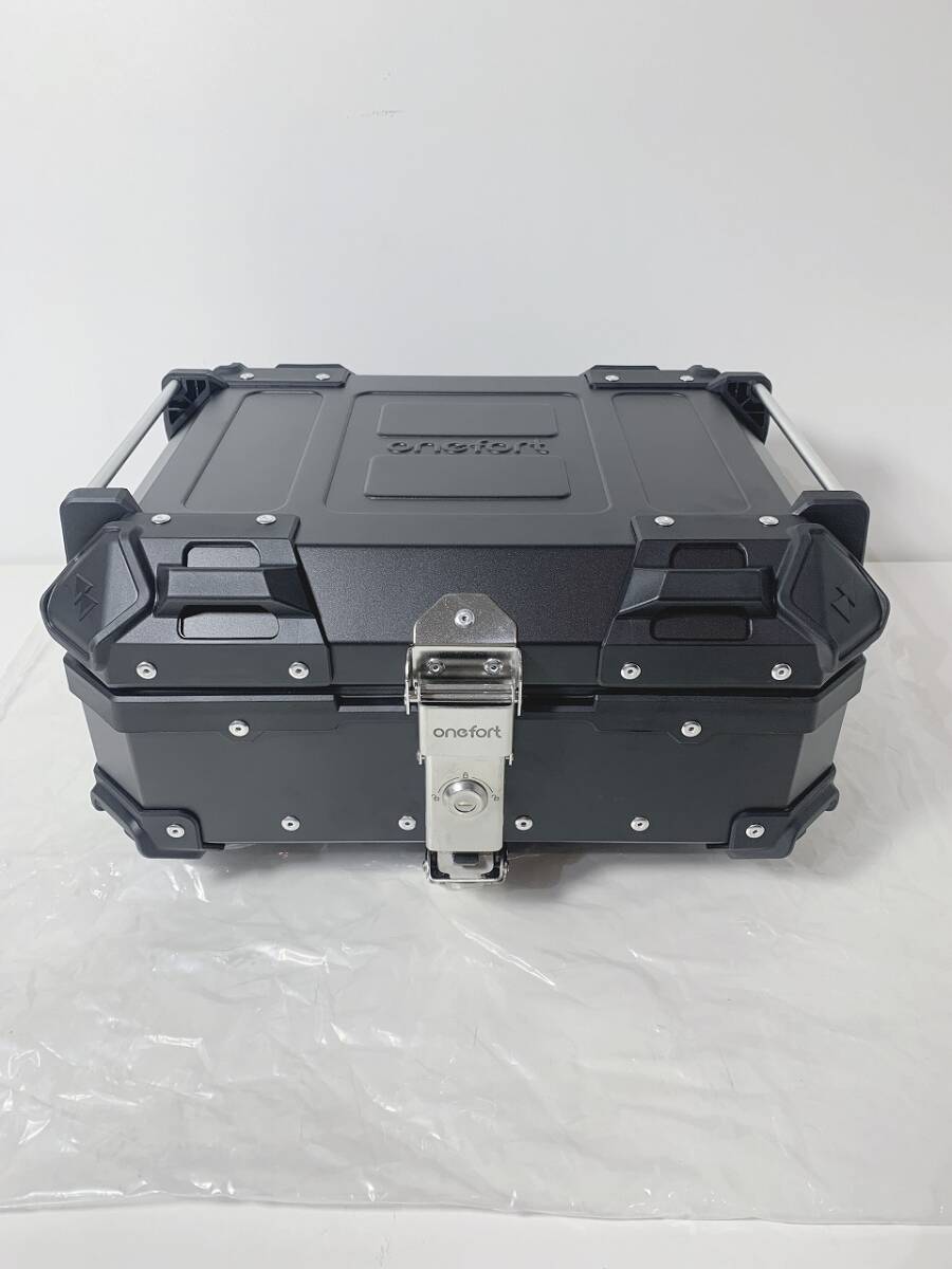 【未使用】47n 120 未使用/保管品 バイク用 リアボックス ブラック 22L onefort トップケース 取付器具/鍵2本/取扱説明書付き ※防水カバー欠品の落札情報詳細 ...