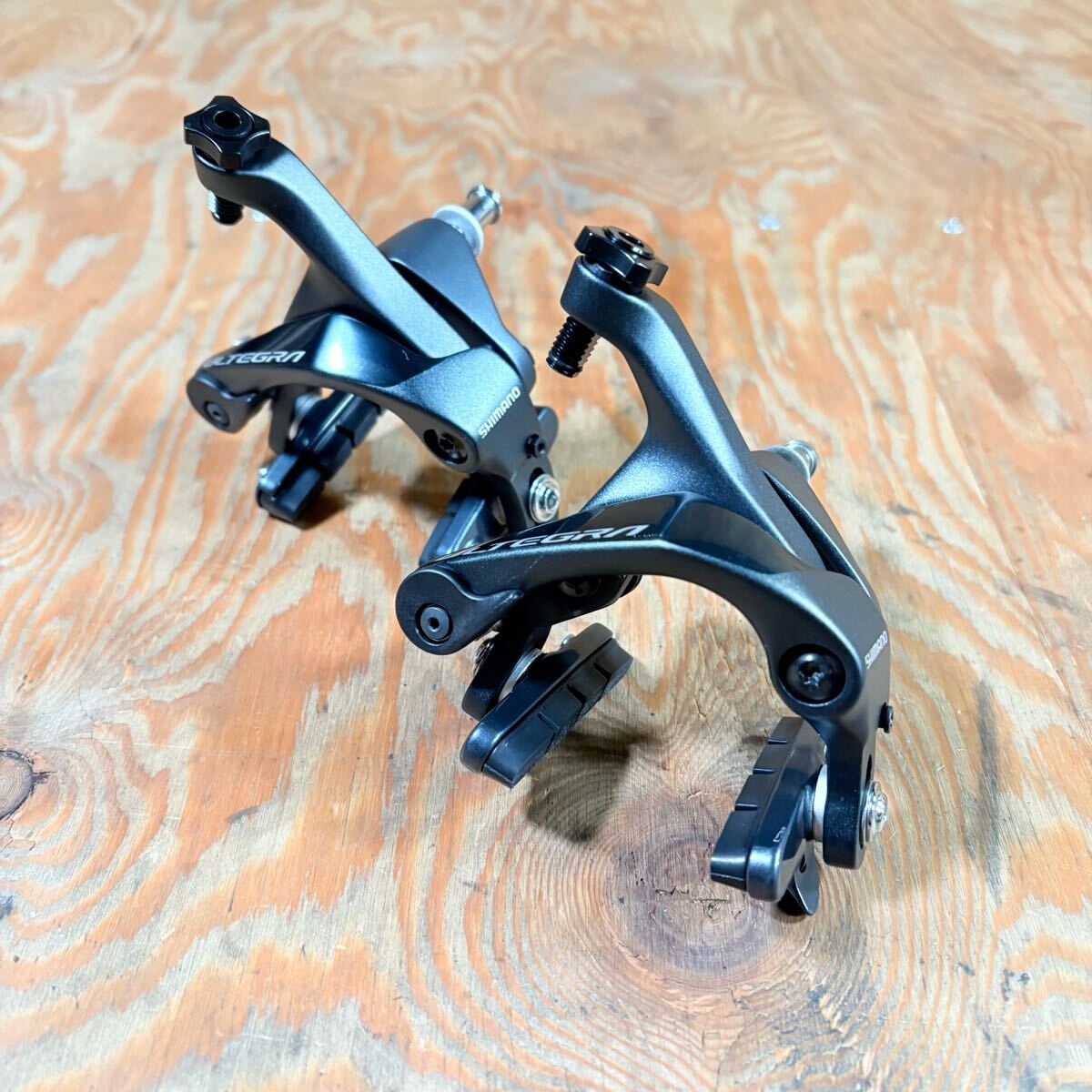 【目立った傷や汚れなし】シマノ SHIMANO アルテグラ ULTEGRA BR-R8000 キャリパーブレーキ 前後セット【ブレーキキャリパー】の落札情報詳細 - Yahoo!オークション ...
