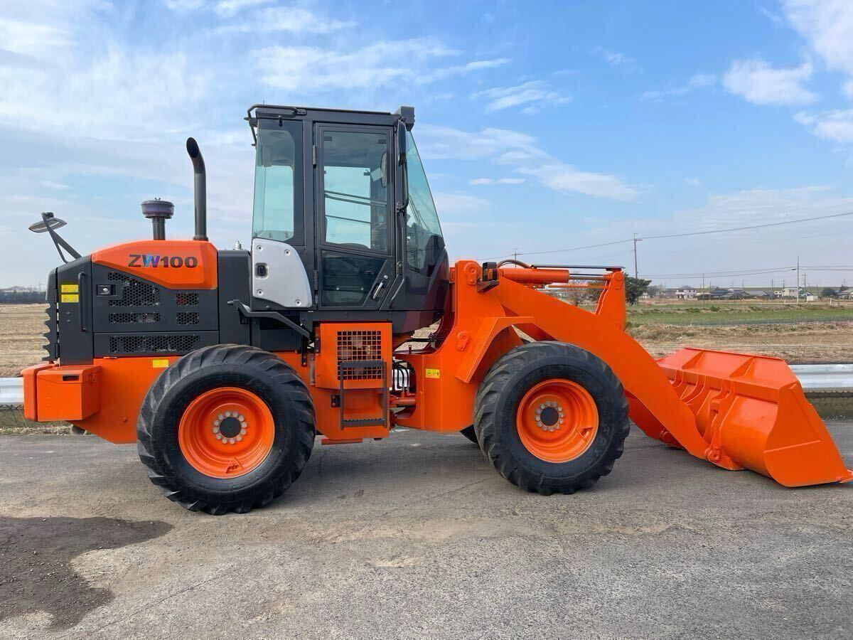 【やや傷や汚れあり】 タイヤショベル (ホイールローダー) 日立建機 ZW100-5B 稼働時間2190H 新品タイヤ4本付きの落札情報詳細 - Yahoo!オークション落札価格検索 オークフリー