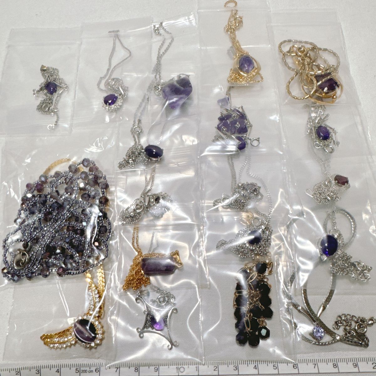 【目立った傷や汚れなし】DG 紫 パープル系 アクセサリー 大量 まとめ 約1900g 1.9kg アメジスト 天然 紫石 ネックレス ペンダント ブローチ リング ブレスレット 等の落札情報 ...