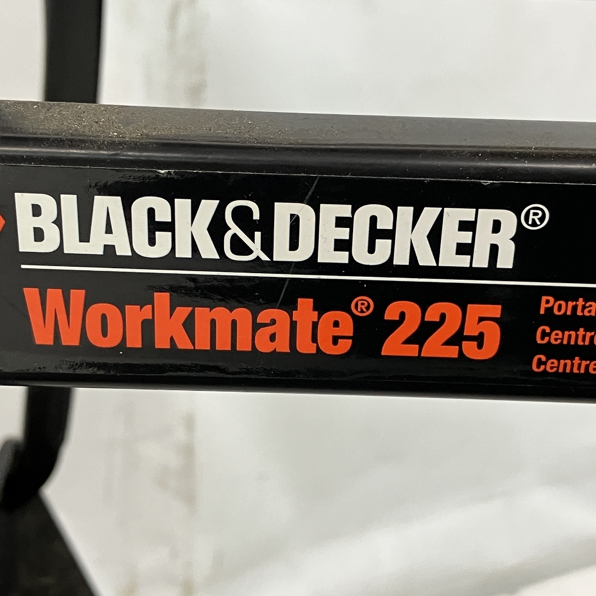 【やや傷や汚れあり】BLACK&DECKER Workmate 225 作業台 ワークテーブル DIY 高耐久設計 折りたたみ式 移動式ペグ ...