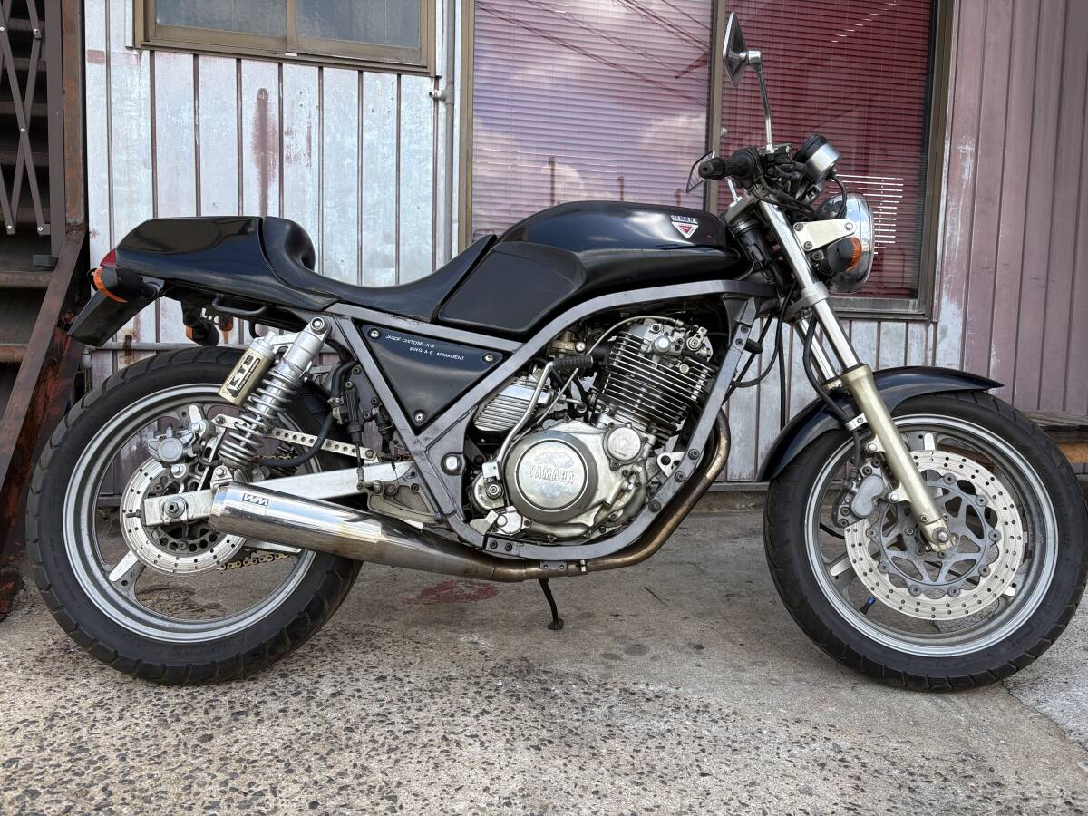 【やや傷や汚れあり】ヤマハ/YAMAHA SRX400 1JL (SRX-4) WM製シングルシート・シングルシートカウル 希少 カスタムペイント 書付実働車： SRX600 1JK (SRX ...