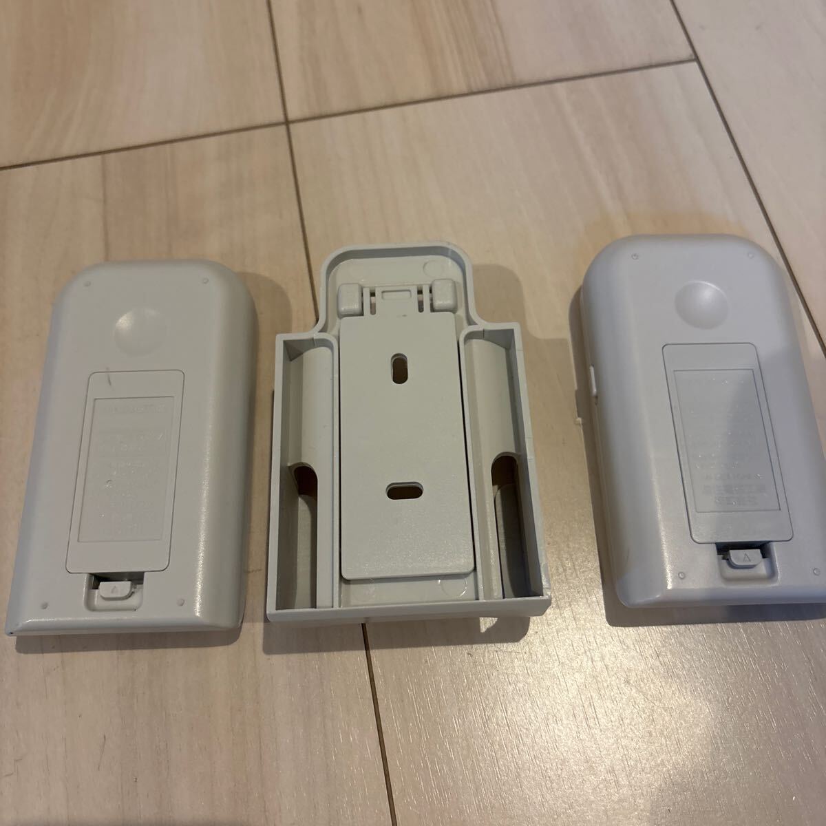 【目立った傷や汚れなし】TAKIZUMI TLR-004 タキズミ 動作未確認 照明リモコン シーリングライト リモコン 瀧住 照明用リモコン ...