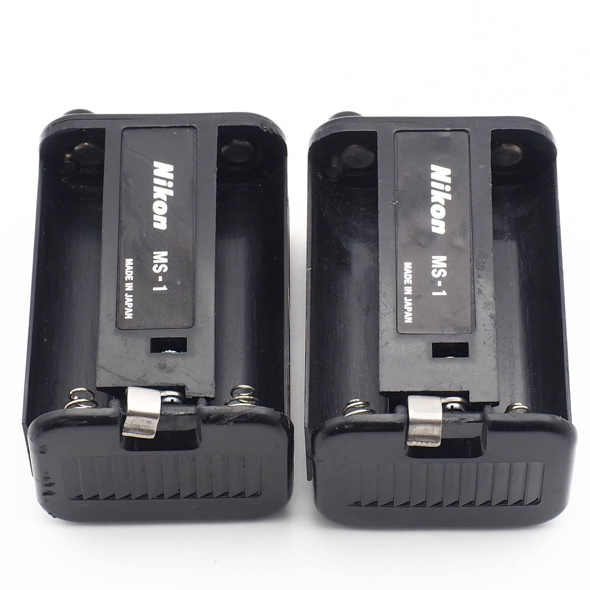 【やや傷や汚れあり】Nikon MS-1 AA Battery Holder for MB-1 F2 モータードライブ MD-1/MD-2 ...