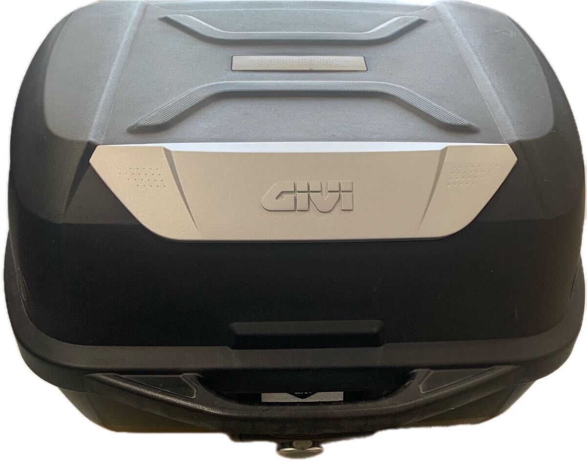 【やや傷や汚れあり】【中古】GIVI ジビ モノロックケース E43NTL リアボックス 43L ベース・鍵付き 大容量 バイク 2輪 トップケース 防水 汎用 パーツの落札情報詳細 ...