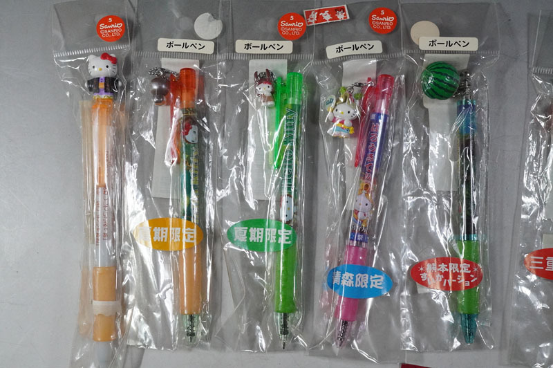 【目立った傷や汚れなし】【J804】キティグッズ まとめて サンリオ ご当地 キーホルダー ボールペン タオル マスコット 根付 限定 まとめ売りの落札情報詳細 - Yahoo!オークション ...