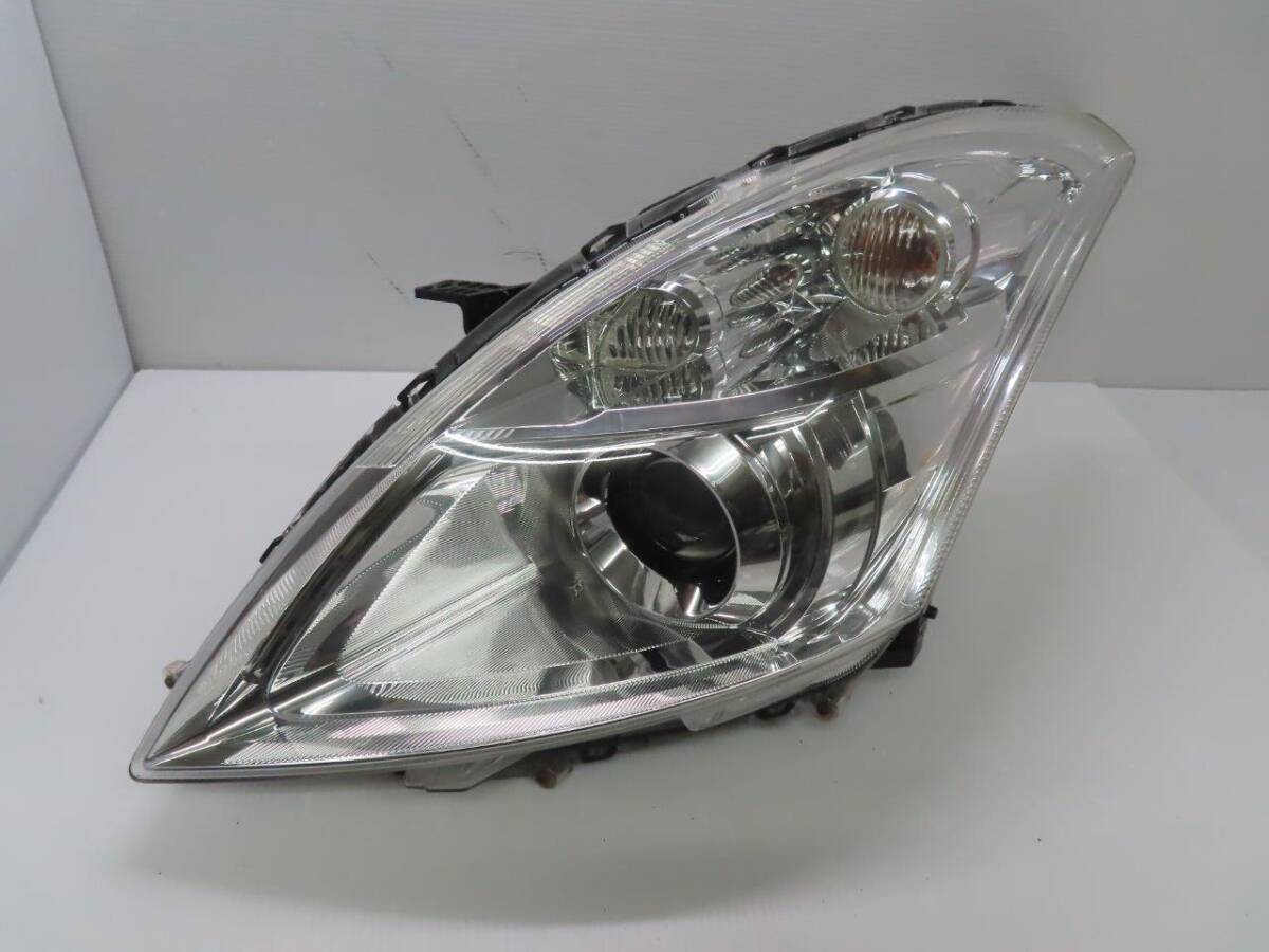 【目立った傷や汚れなし】美品 D【C0802】H23年 DBA-ZC72S スイフト【XL】HID ヘッドライト 左 点灯OK レベライザー付【35320-72L10/P9120】の落札情報 ...
