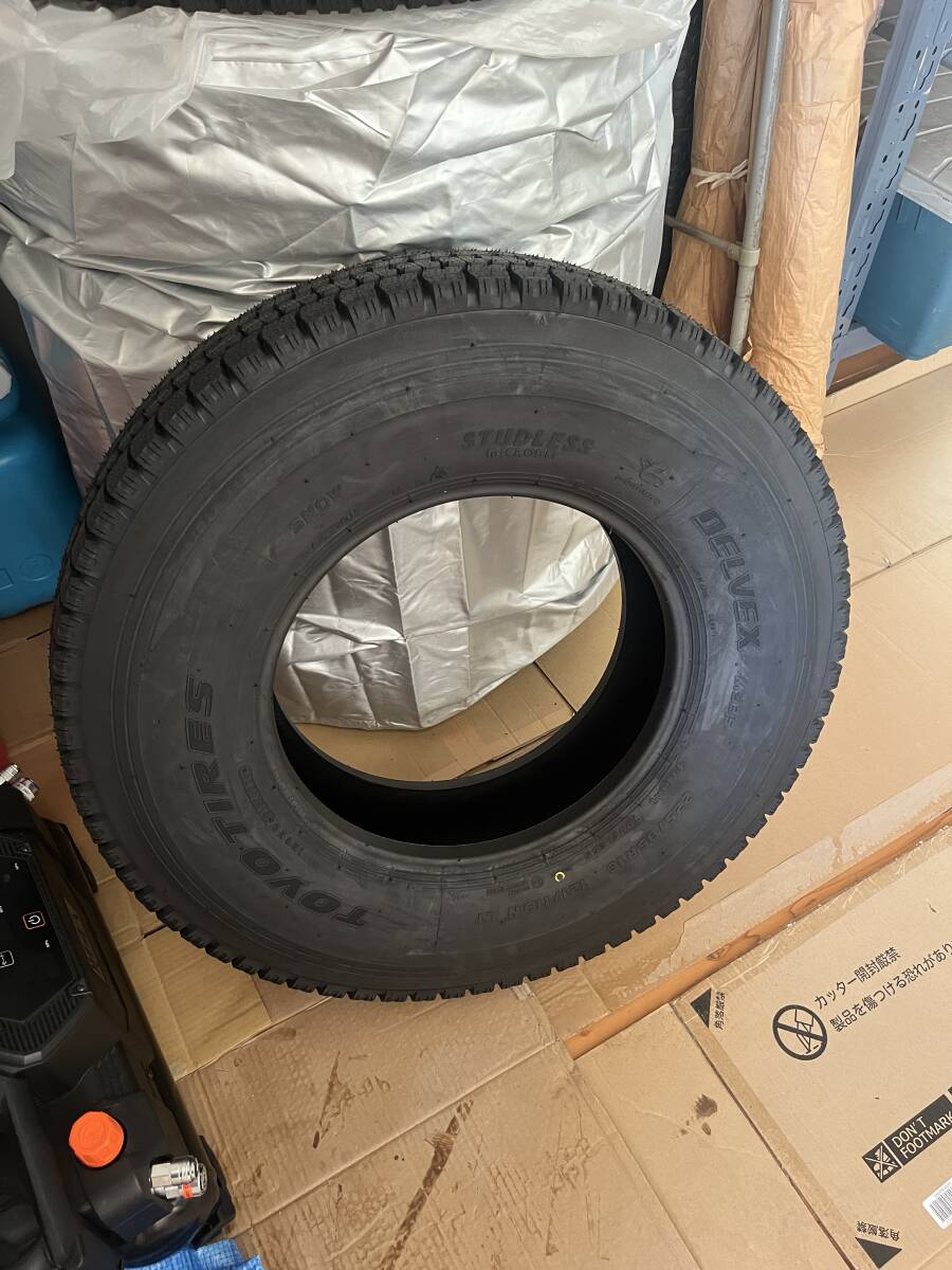 【未使用】送料込み！ TOYOTIRES トーヨータイヤ M935 スタッドレス 225/85/R16 ゲレンデ W460 W463 新品 ...