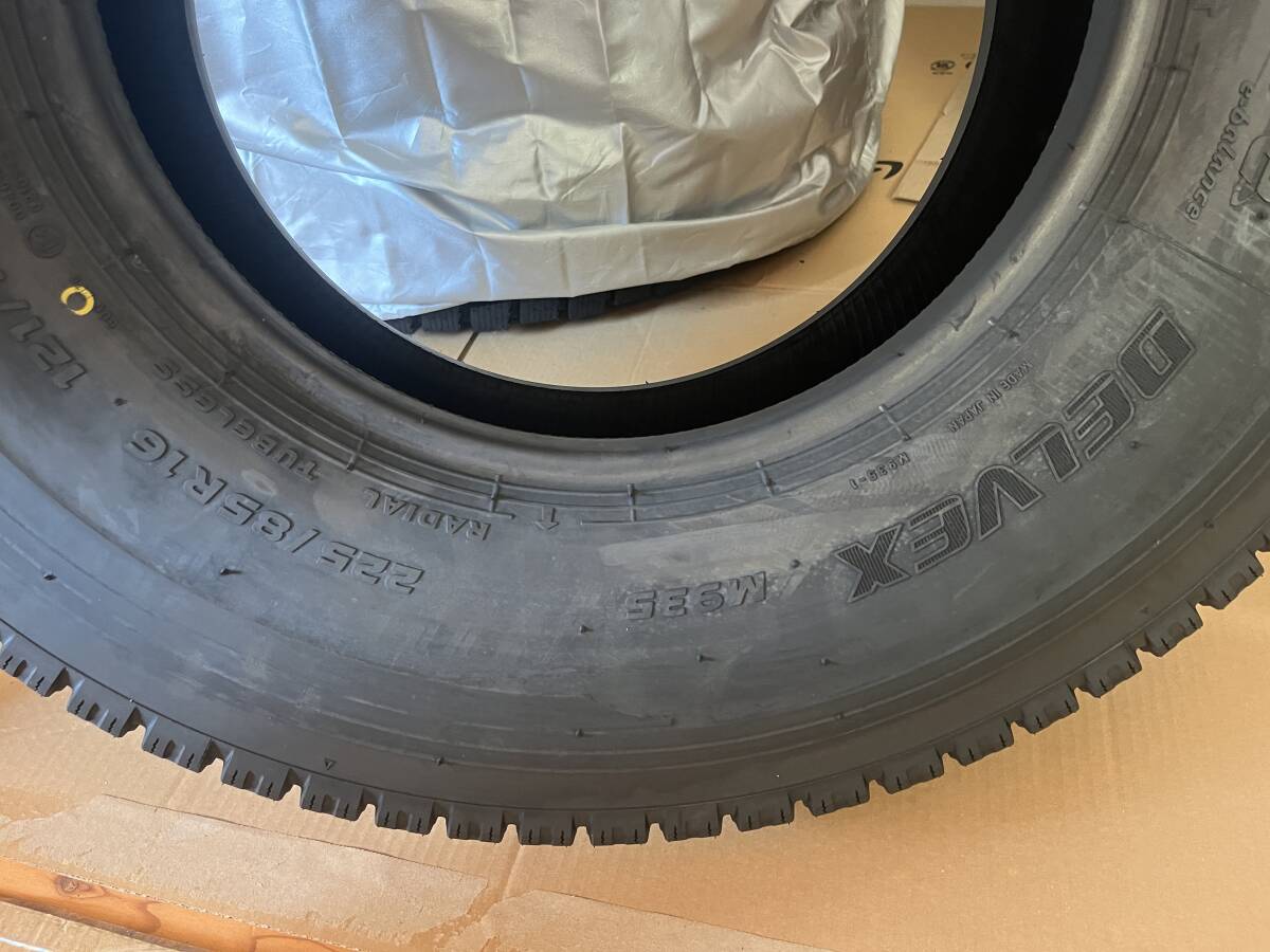 【未使用】送料込み！ TOYOTIRES トーヨータイヤ M935 スタッドレス 225/85/R16 ゲレンデ W460 W463 新品 ...