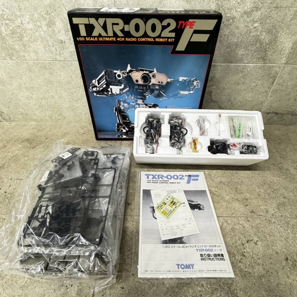 【傷や汚れあり】25浦/A027860-2/NT20000/A121-126/ラジオコントロールロボット TOMY TXR-002 TYPE ...