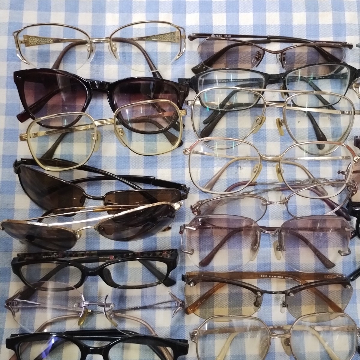 【傷や汚れあり】★ メガネ サングラス いろいろ まとめて 60個セット MATRIX Boms Agnes b Ray-Ban など 眼鏡 ...