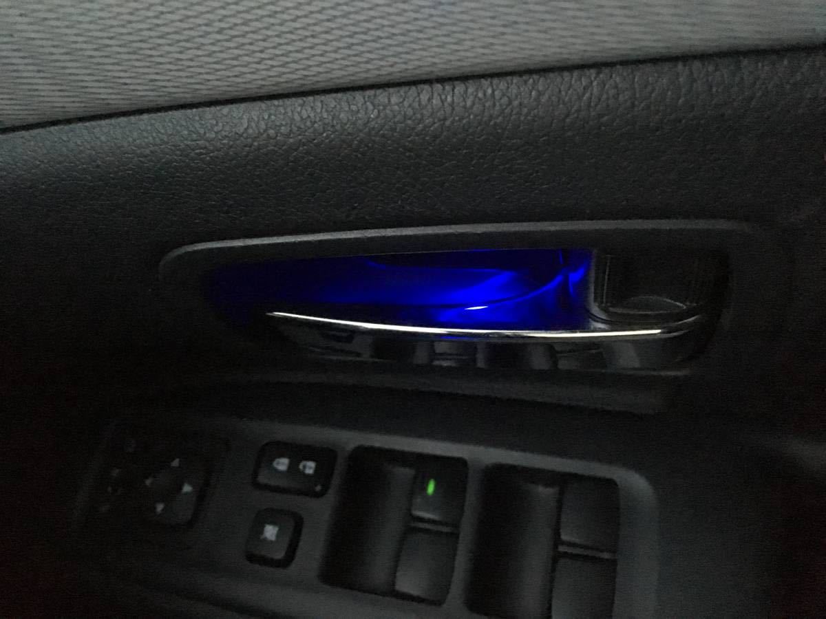 【新品】[2セットのみ最終入荷] 三菱アウトランダー[GF,GG2W(PHEV)]専用車内ドアハンドルLEDイルミネーションカバーキットの落札情報詳細 - ヤフオク落札価格情報 オークフリー