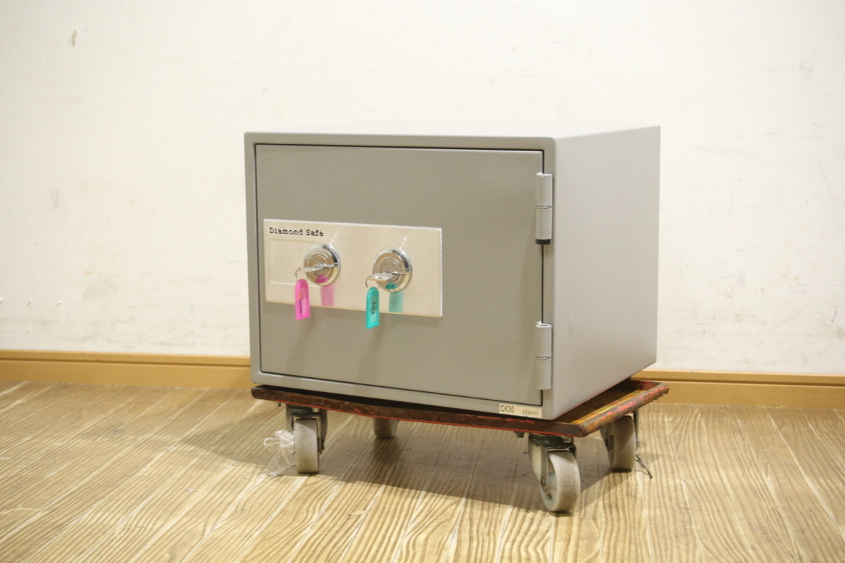 耐火金庫 diamond safe CK30 ダブルキー式 ダイヤモンドセーフ 岡山 発 (A-4998gE196)の落札情報詳細 - Yahoo!オークション落札価格検索 オークフリー