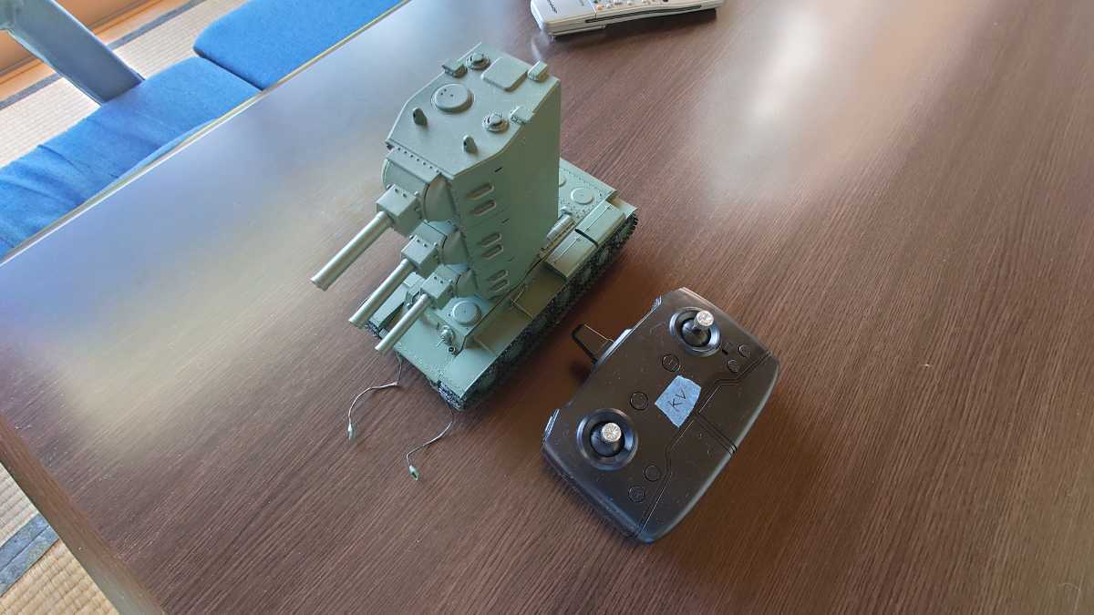 トランペッター 1/35 KV-1 KV-2 KV-222 戦車 ラジコン 2.4GHz フリウルモデル 金属履帯の落札情報詳細 ...