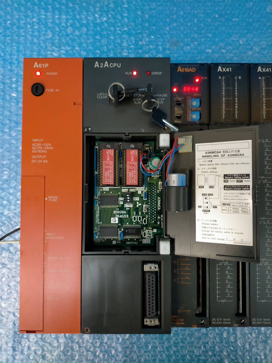 [CK3321] 三菱電機 MITSUBISHI MELSEC A61P A2ACPU A616AD AX41*5 AX51*2 セット 現状 ...