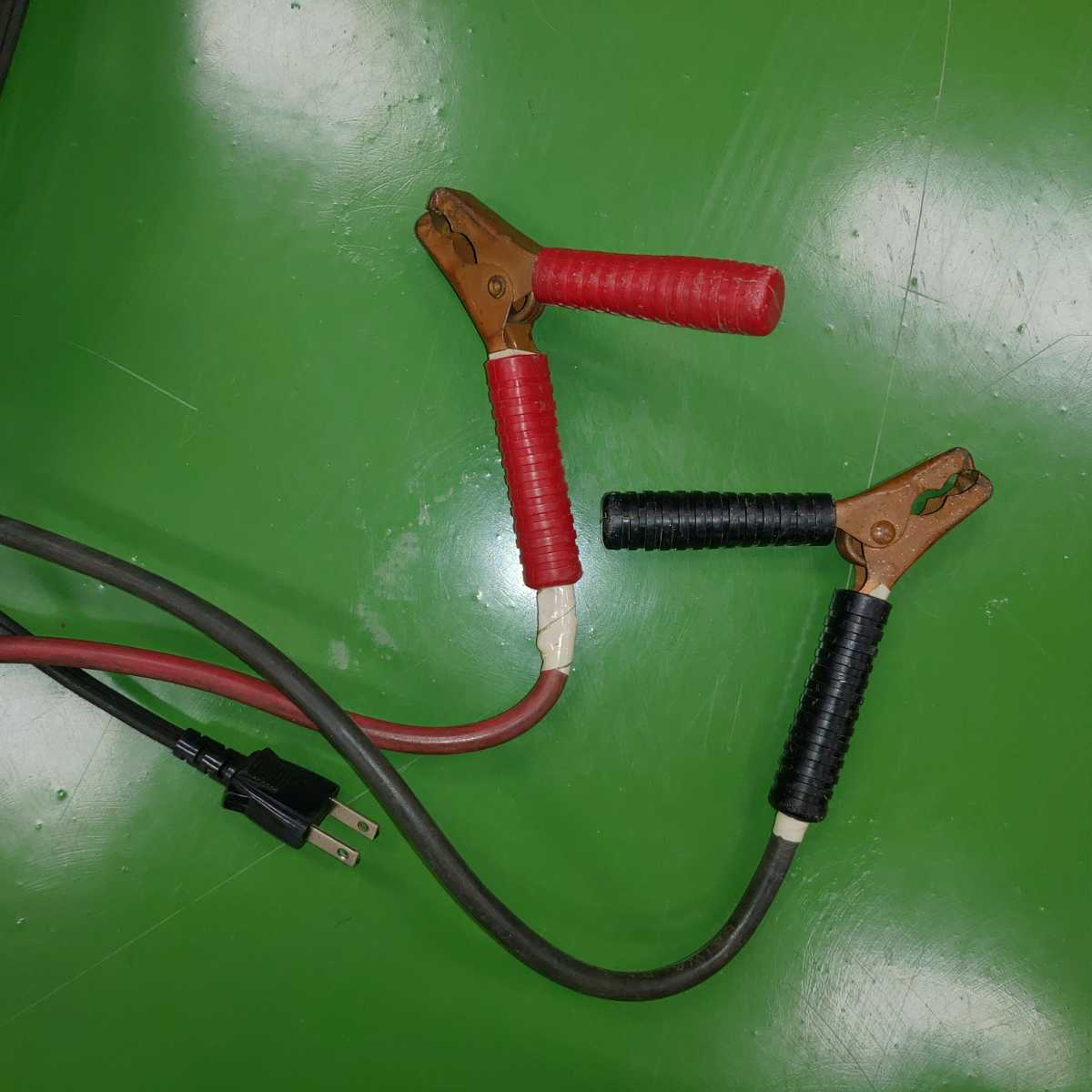 12V,24V対応YUASA ユアサ バッテリーチャージャー Z-2420C の落札情報詳細 - Yahoo!オークション落札価格検索 オークフリー