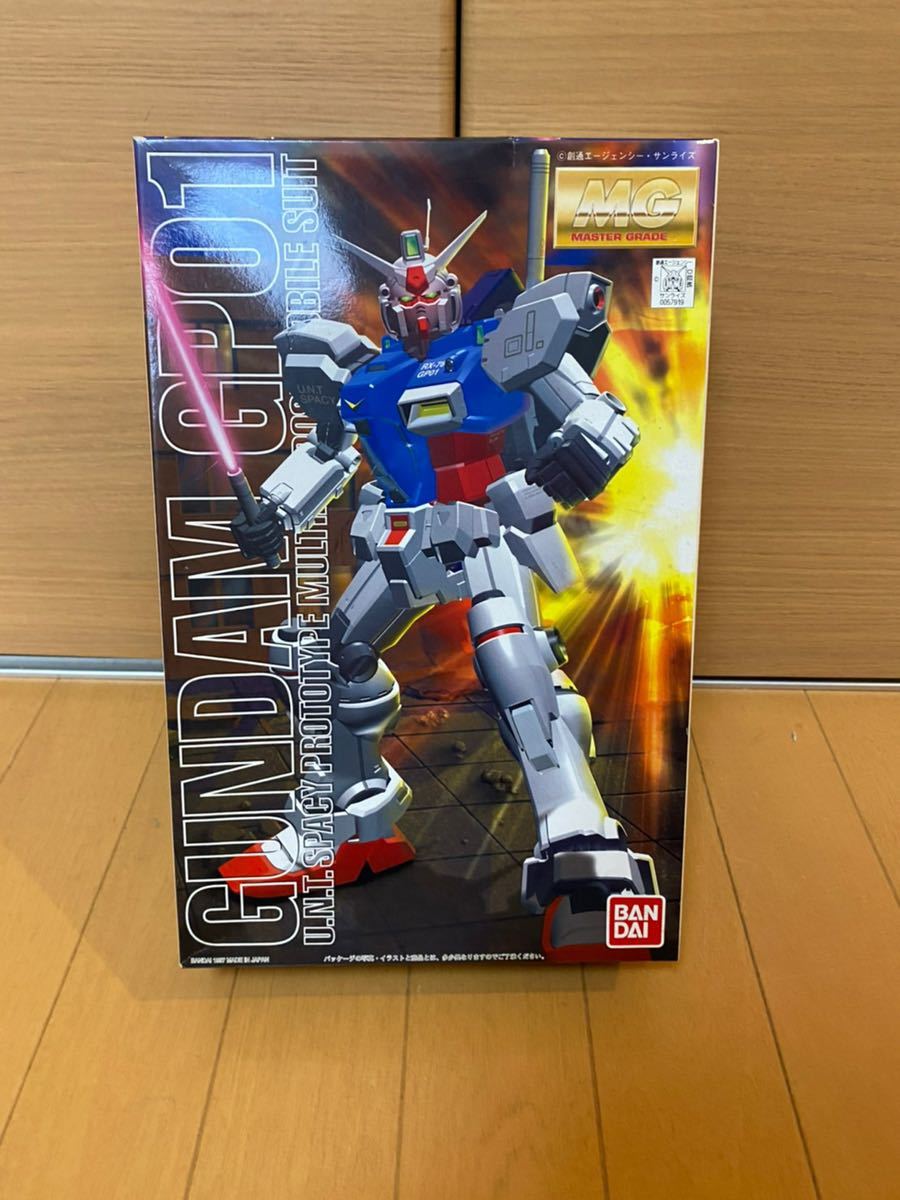 【未使用】バンダイ MG 1/100 RX-78 GP01 ガンダム試作1号機 ゼフィランサス 未組立 の落札情報詳細 - ヤフオク落札価格検索 オークフリー