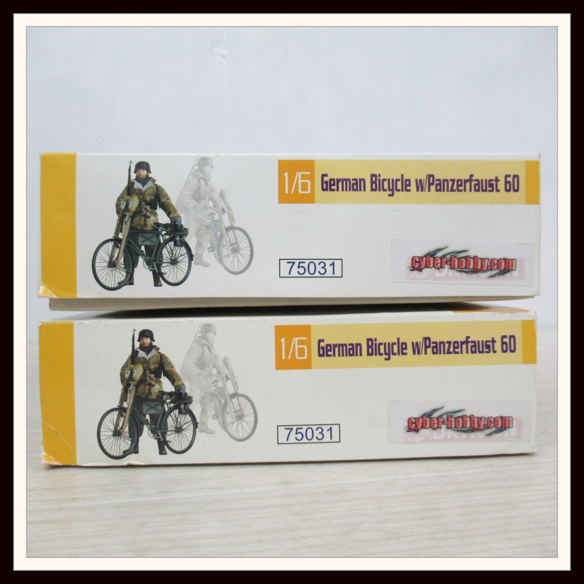 【傷や汚れあり】サイバーホビー 1/6 ドイツ軍 自転車&パンツァーファウスト60 cyber-hobby German Bicycle w ...