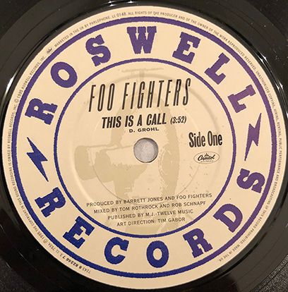 【未使用】 1995年 オリジナル UK盤 新品 FOO FIGHTERS / THIS IS A CALL b/w WINNEBAGO 7 ...