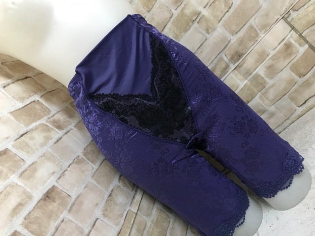 【中古】岡本桃佳 momo猫 ICDV-30043 の落札情報詳細| ヤフオク落札価格情報 オークフリー