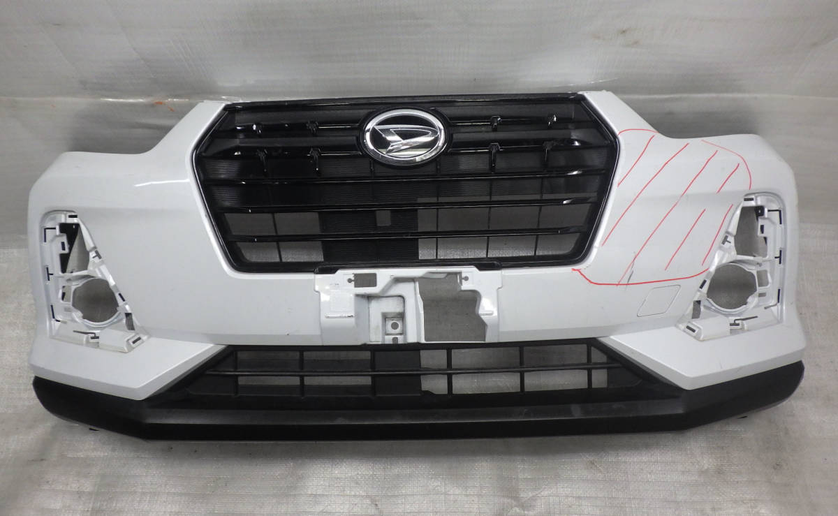 【傷や汚れあり】A200S A210S ロッキー 純正フロントバンパー 下部 グリル 52119-B1390 52129-B1060 パール ...