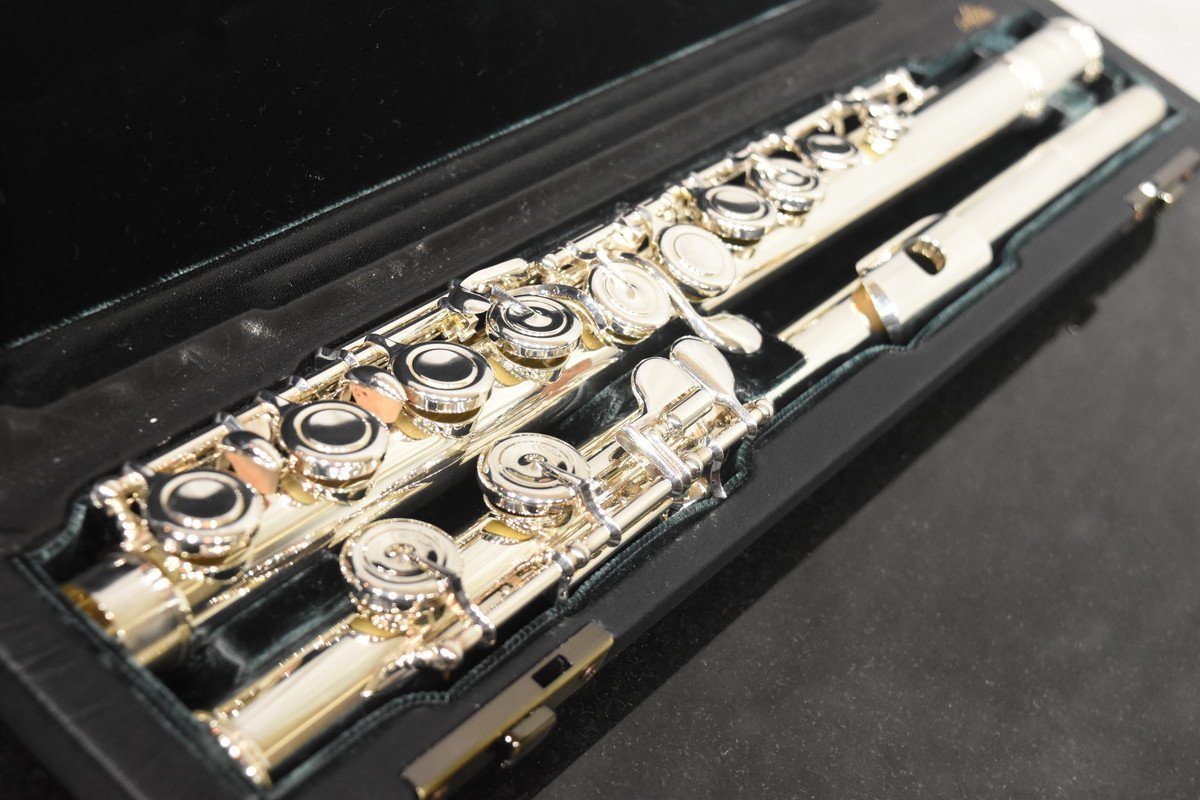 【やや傷や汚れあり】【送料無料!!】Altus アルタス フルート AZUMINO JAPAN A1007 ★Eメカ付き!!の落札情報詳細 - Yahoo!オークション落札価格検索 オークフリー