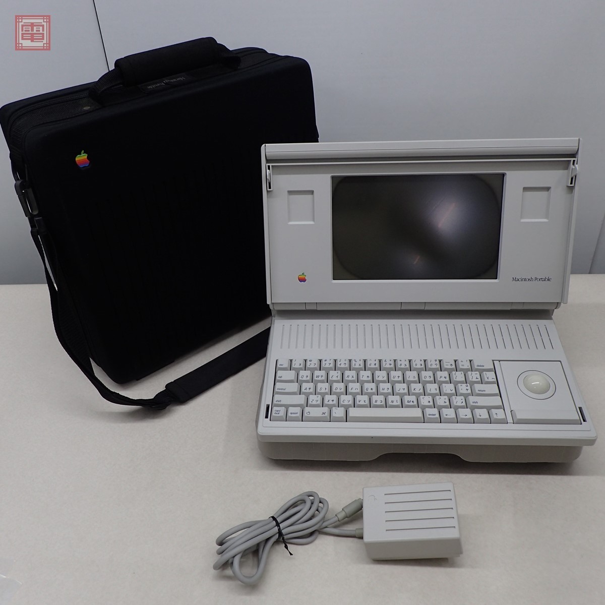 【全体的に状態が悪い】Apple Macintosh Portable マッキントッシュ ポータブル （M5120） 本体 HDD無し バッグ・メモリ付 通電不可 パーツ取りにどうぞ 1円 ...