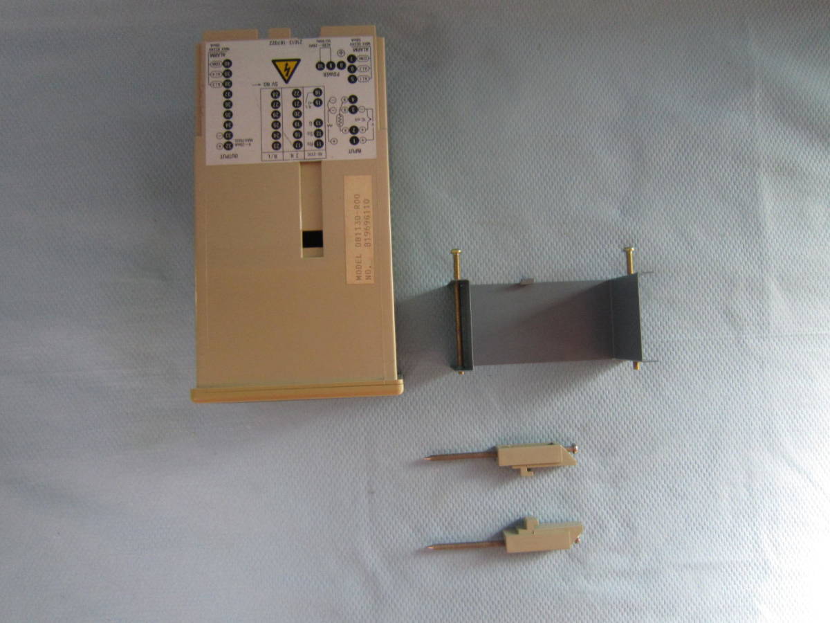 【傷や汚れあり】CHINO DB1000 デジタル指示調節計 DB1130-R00 AC85-264Vの落札情報詳細 - ヤフオク落札価格検索 ...