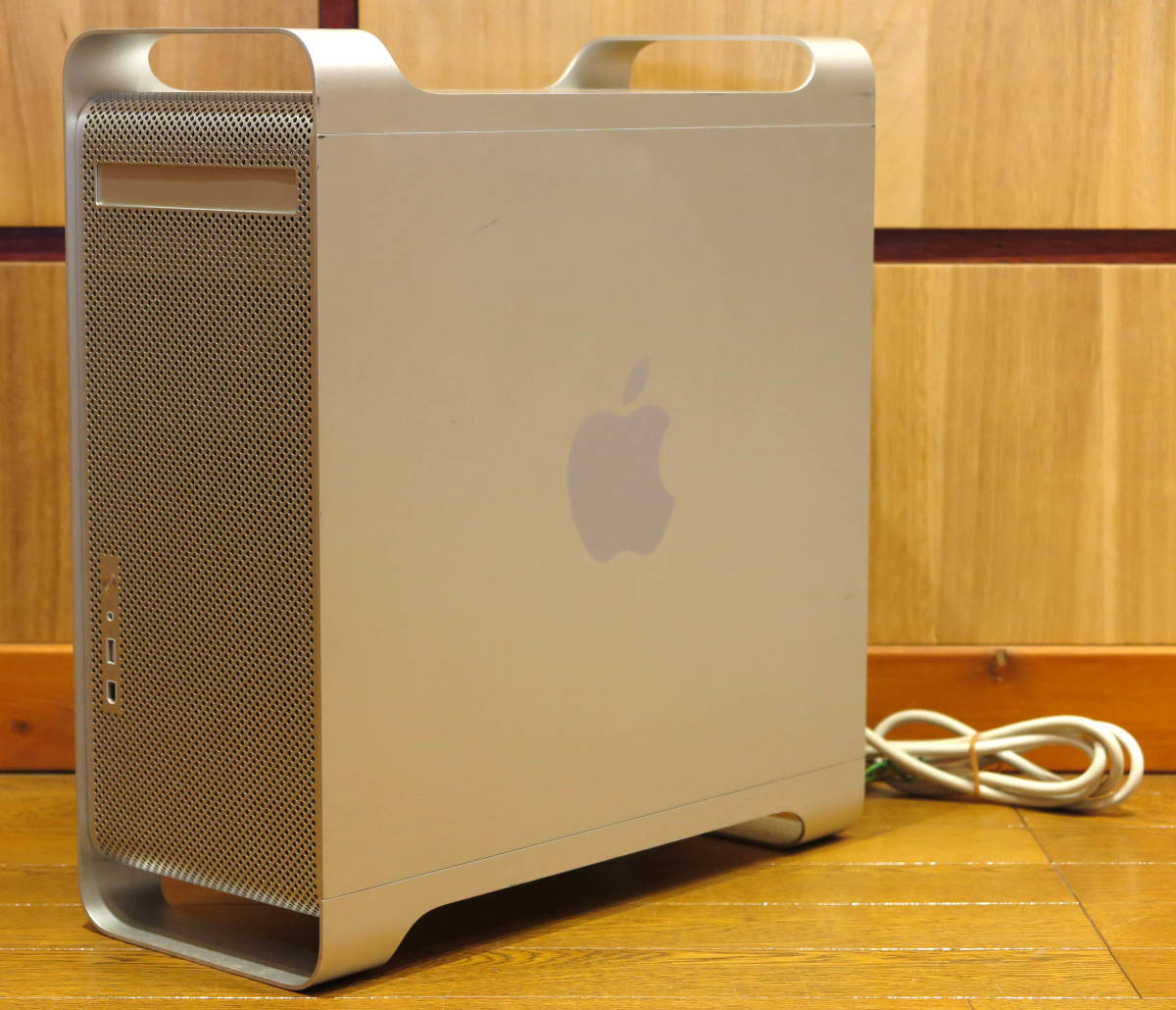 【やや傷や汚れあり】Power Mac G5 Late2005 最終型 2.0GHz Dual-Core A1177 SSD化 動作良好品 ...