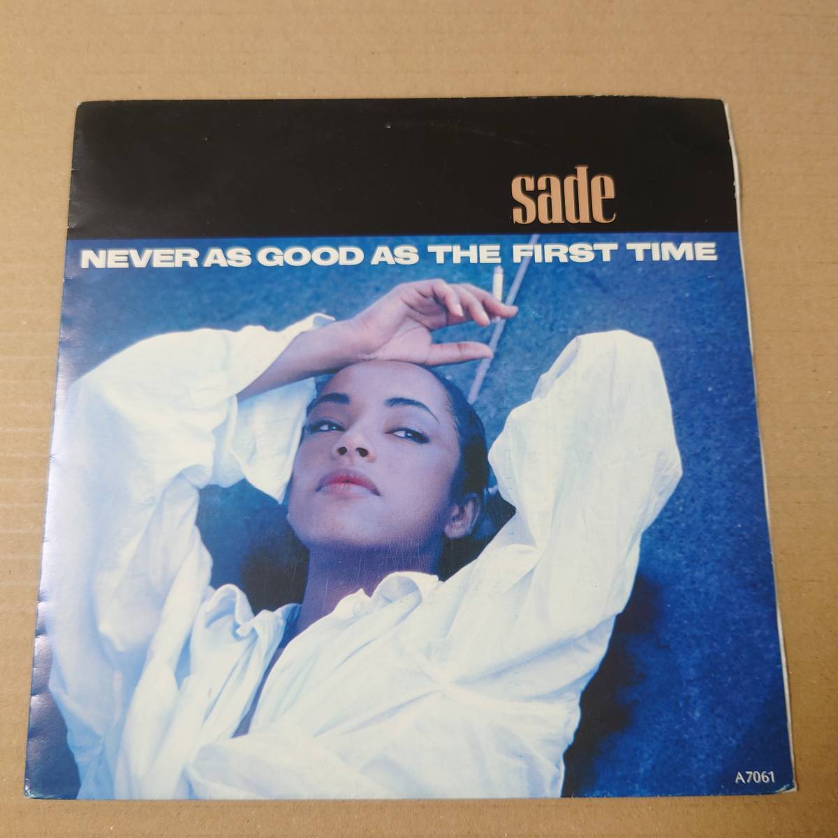 【目立った傷や汚れなし】★レア★ Sade - Never As Good As The First Time / Keep Hanging ...