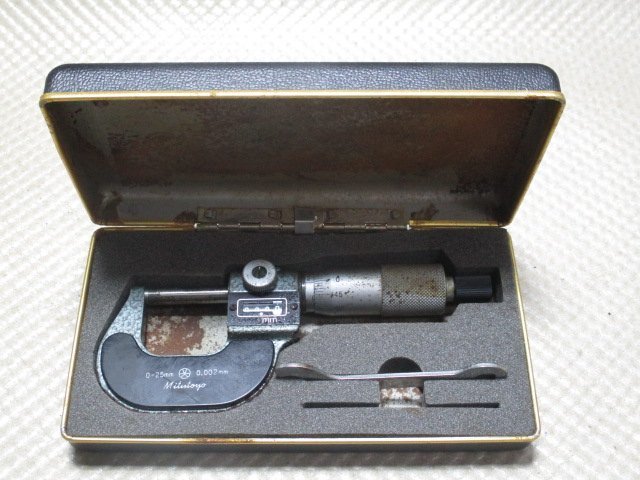【傷や汚れあり】中古品 ミツトヨ カウント外側マイクロメーター M820-25V(No.193-511) （ゆ-3）の落札情報詳細 ...